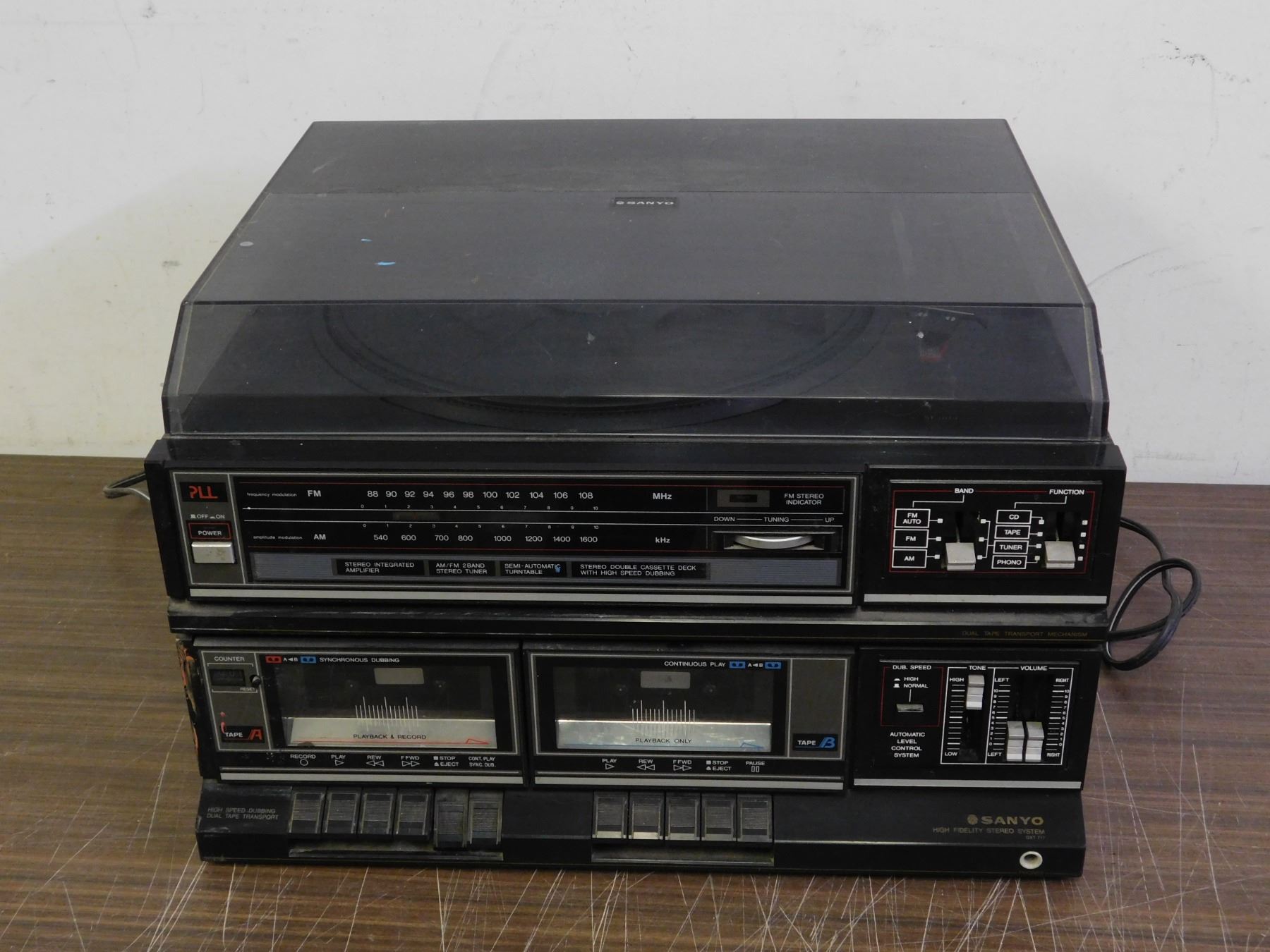 Sanyo High Fidelity Stereo System Model GXT 717