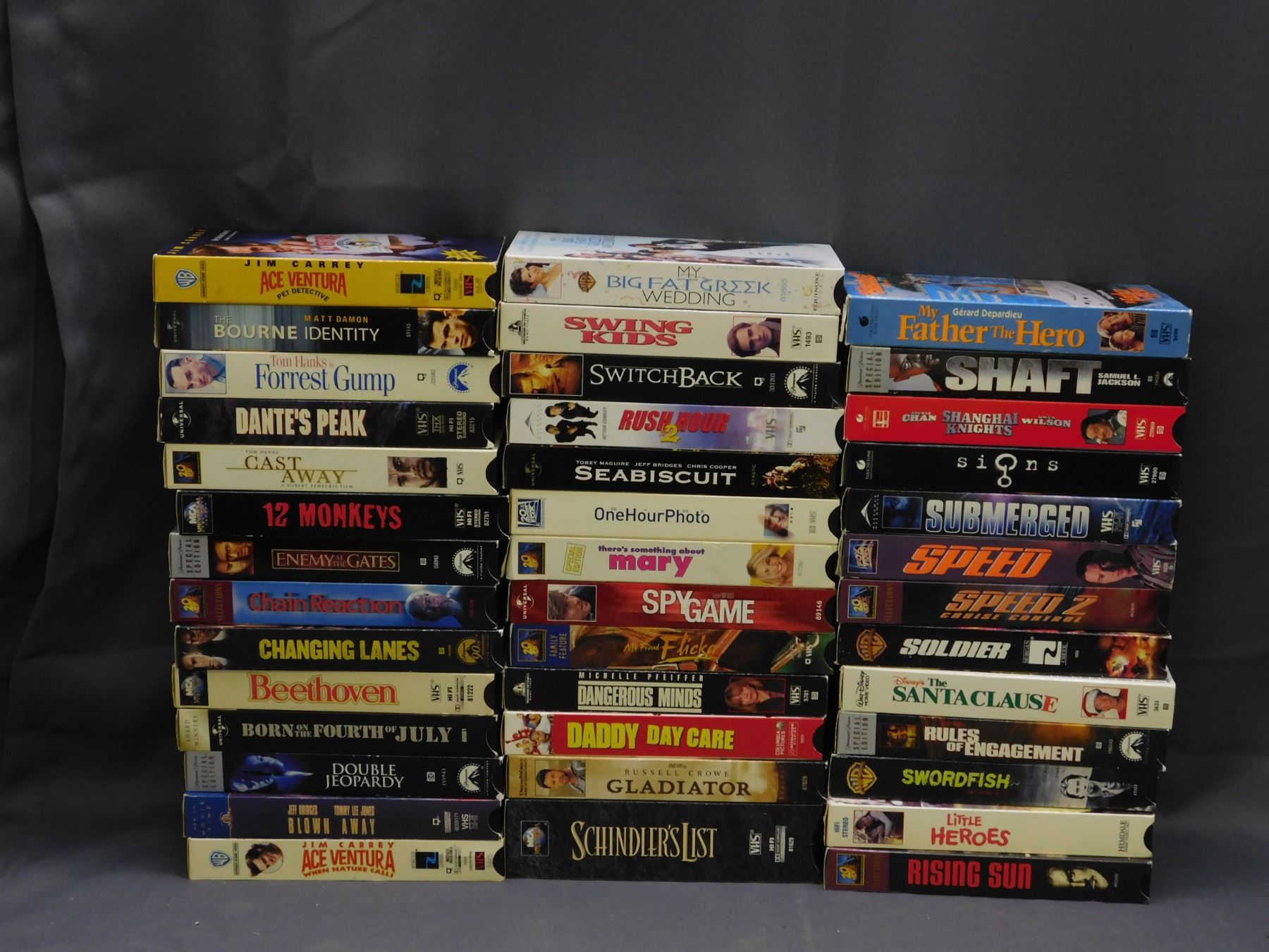 Lot of 40 Assorted VHS Tapes Movies Action, Mystery, Classics, Forrest ...