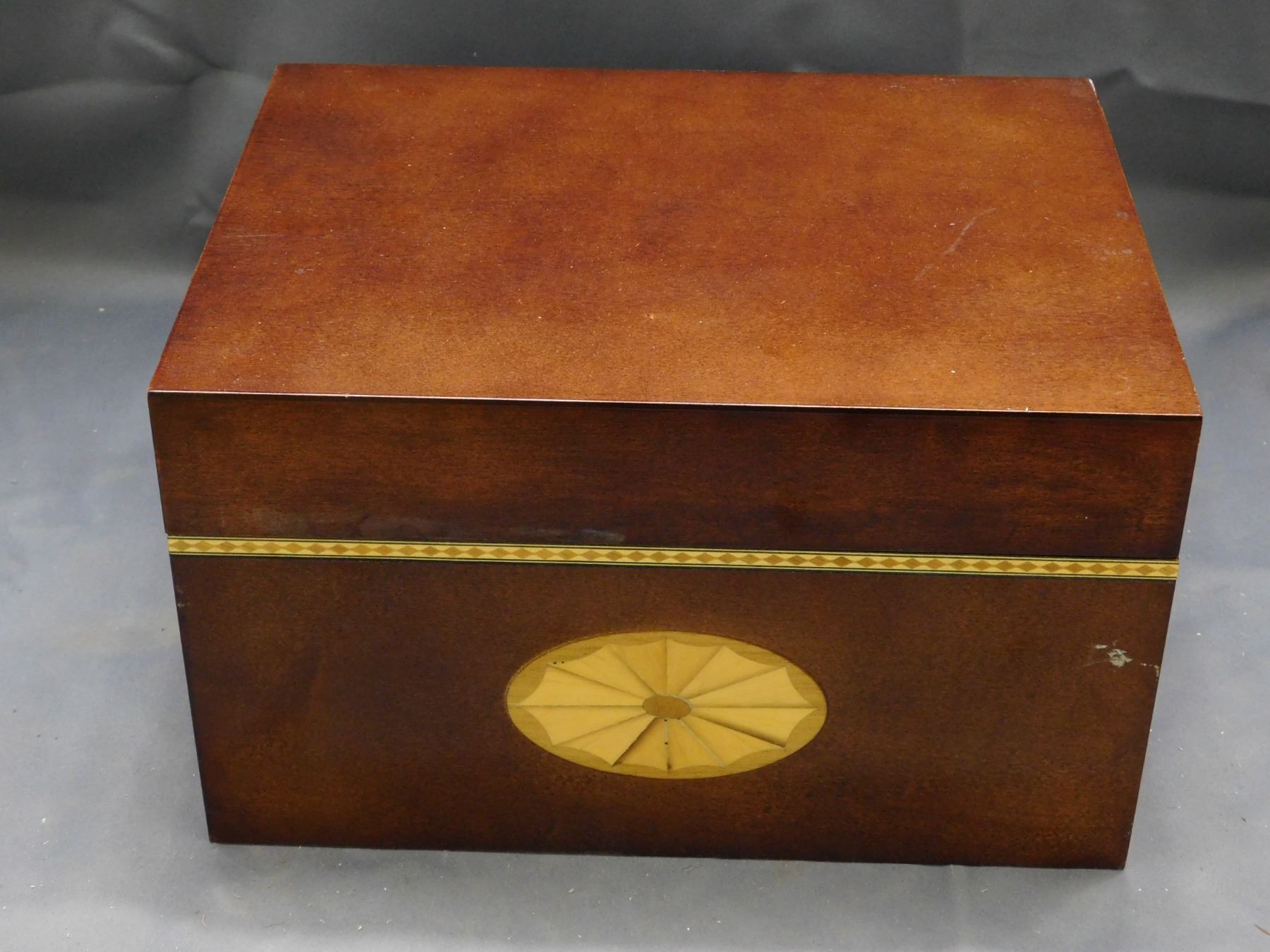 Bombay Company Fancy Wood CD Holder (sliding)