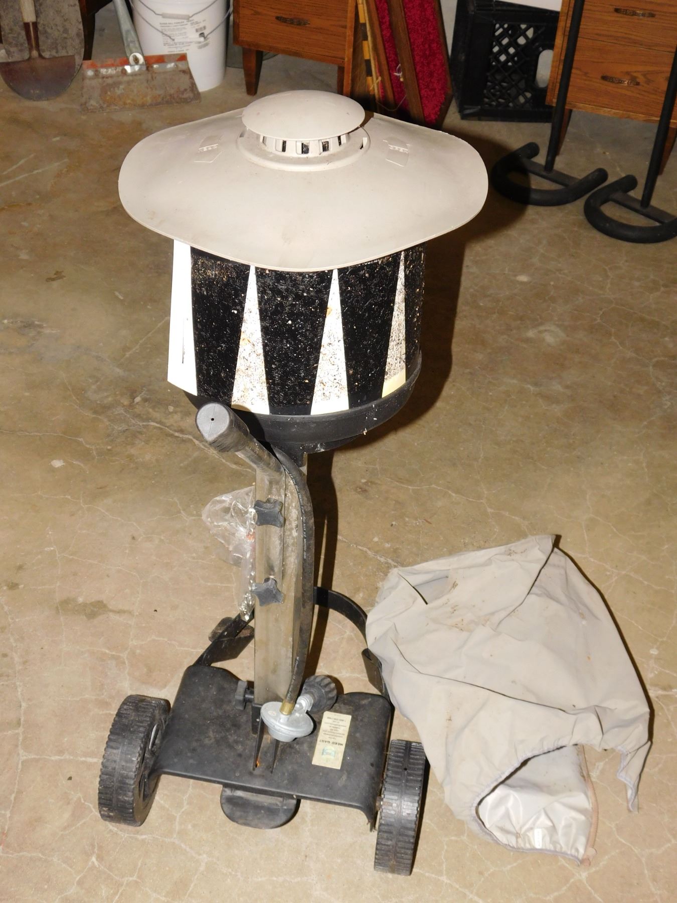 Skeeter Vac Mosquito Exterminator Uses 20lb Propane Tank