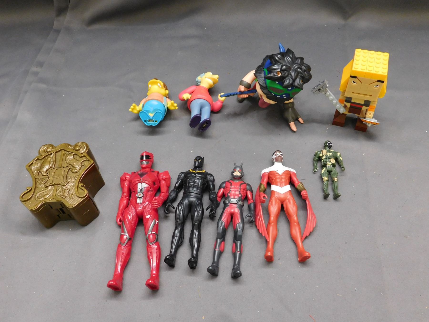 Lot of Assorted Toys Superhero Falcon, Black Panther, Ant Man, He-Man ...
