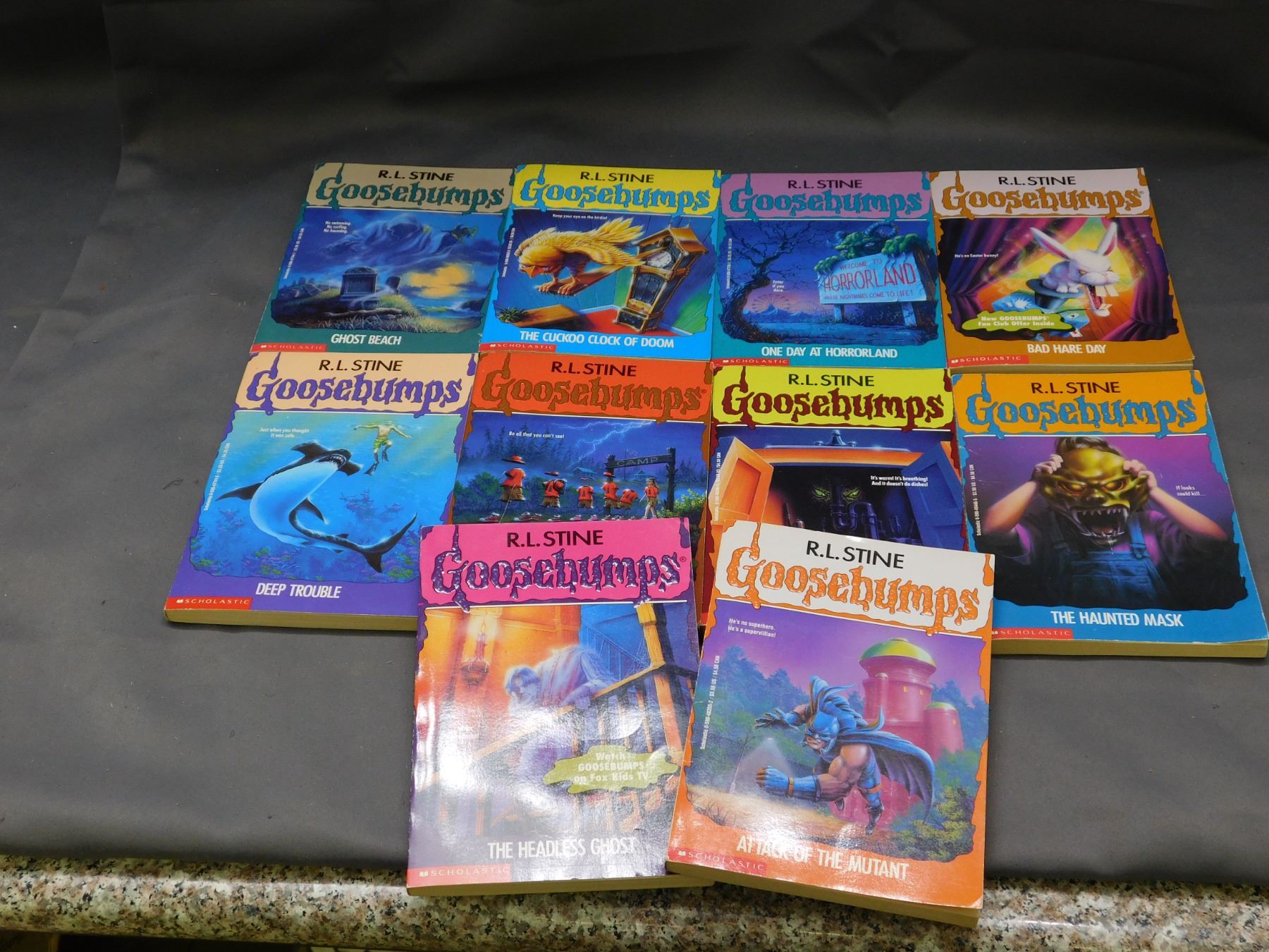 Lot of 10 Goosebumps R.L. Stine Pocket Books