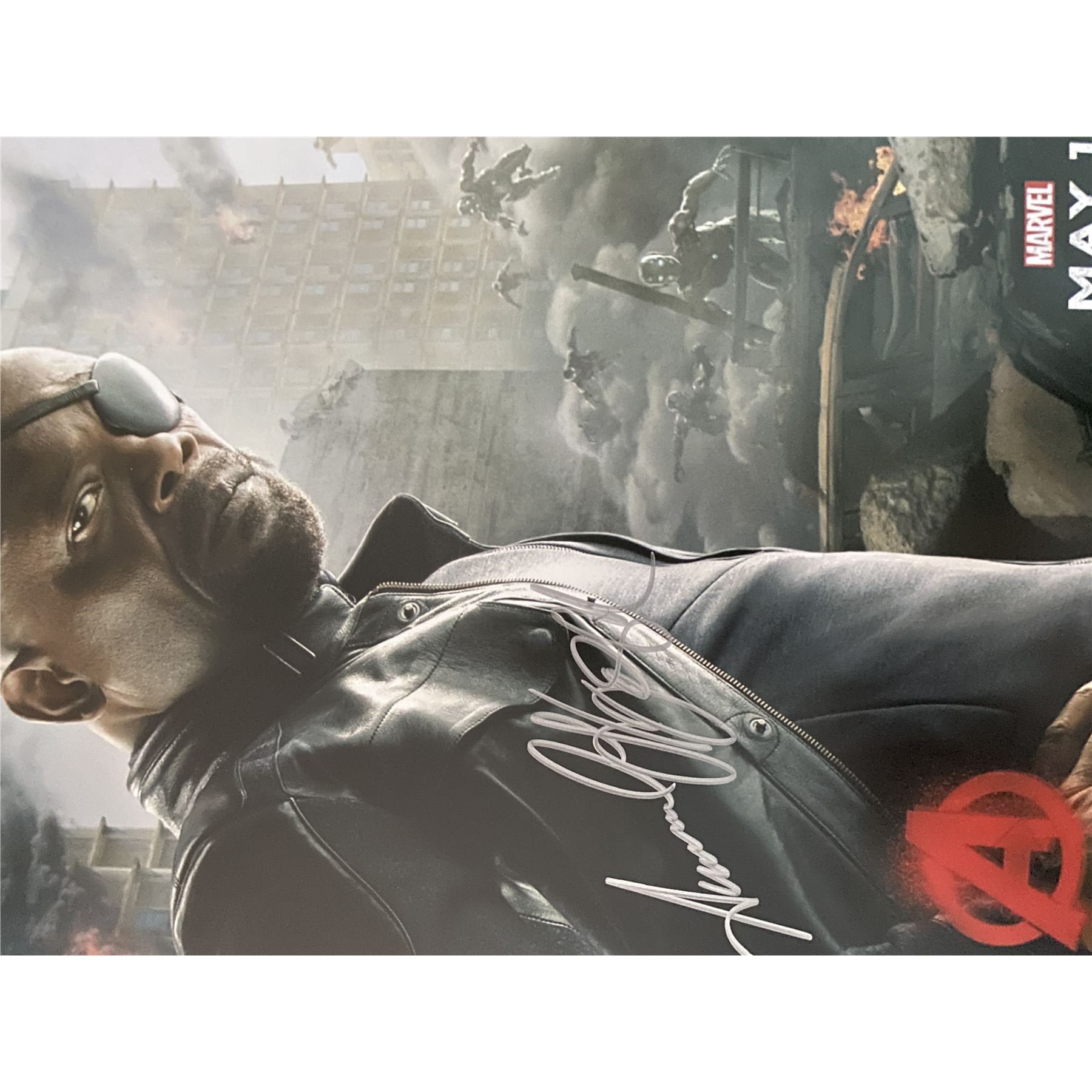 Avengers: Age of Ultron Samuel L. Jackson signed movie photo. GFA ...