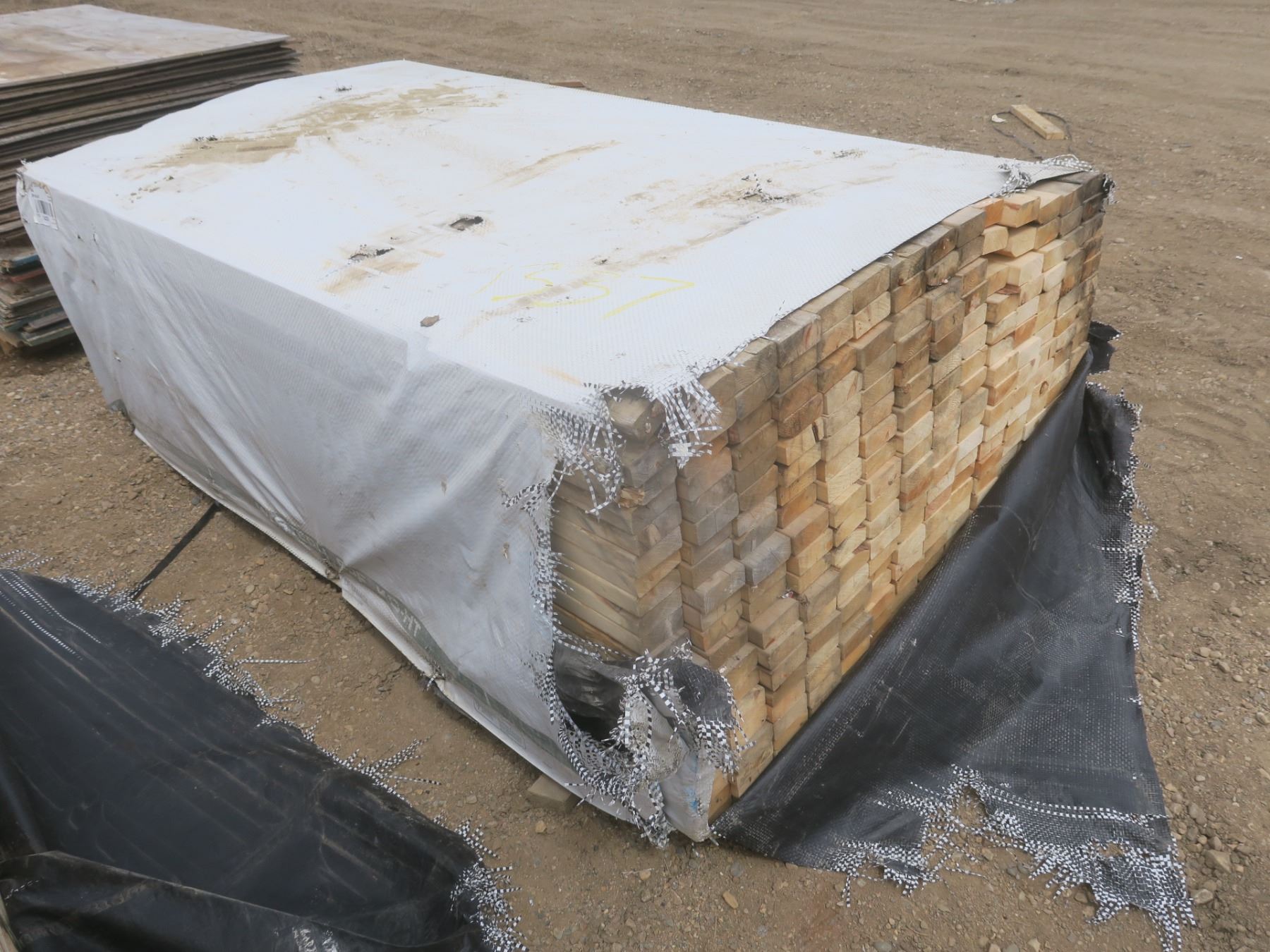 294pc 2x4x92-5/8" -- light damage/rotting, see pics - Schmalz Auctions