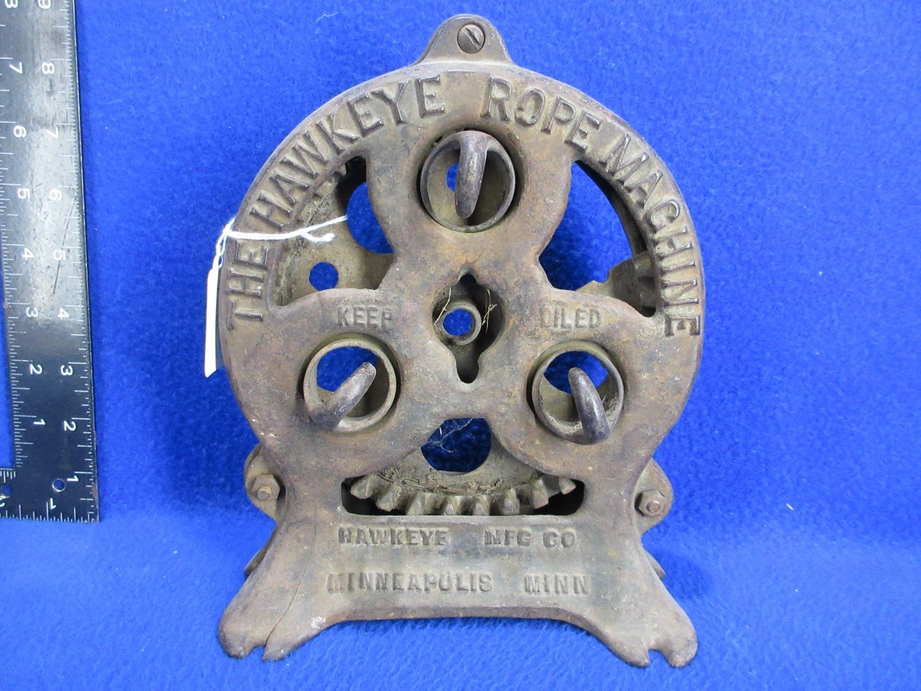 Vintage "The Hawkeye Rope Machine" - Cast Iron