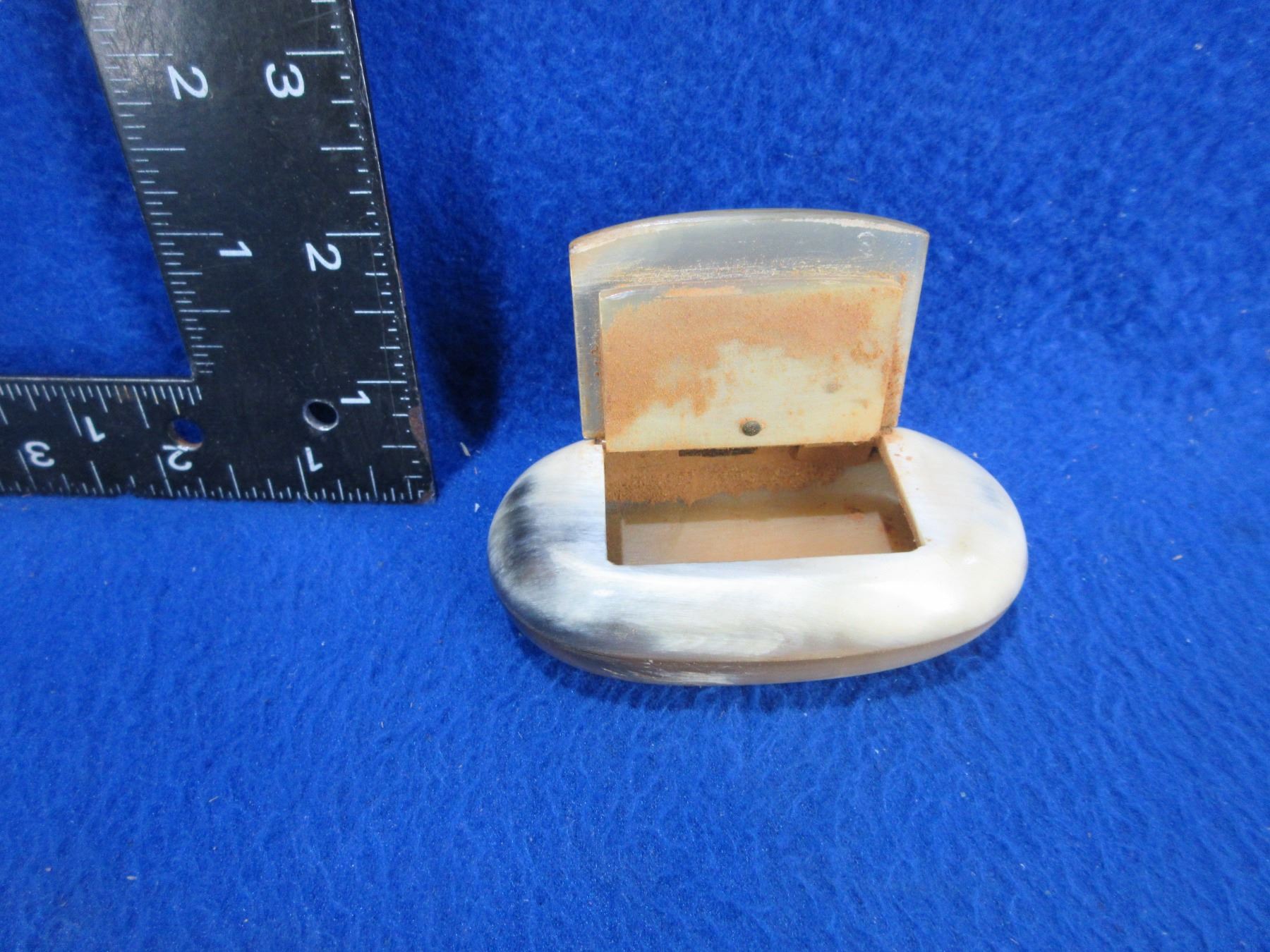 Vintage Horn Hinged Lid Snuff Box