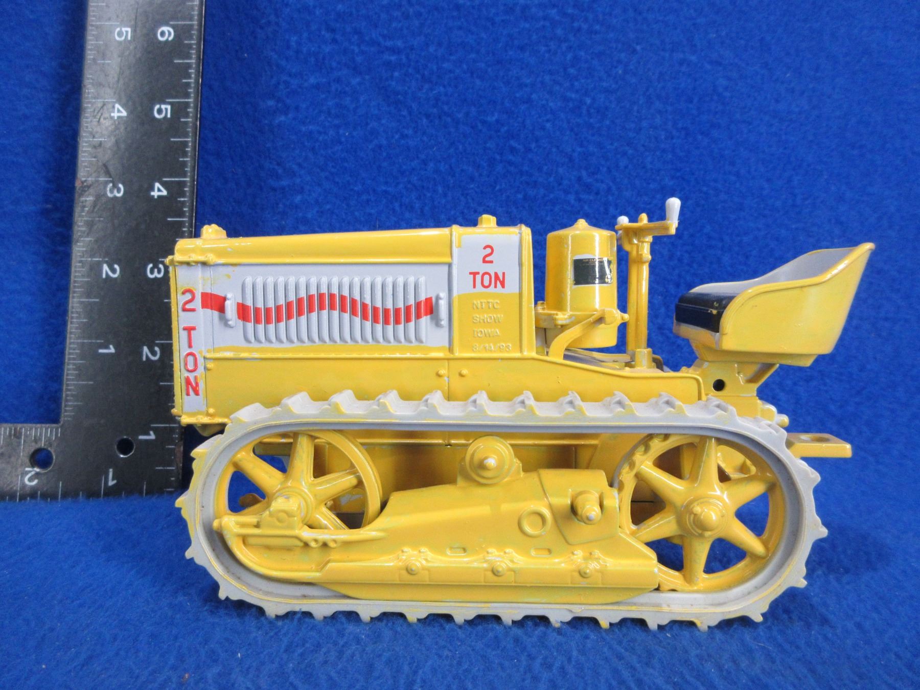 Vintage Ertl 2 Ton Track-Type Caterpillar Tractor