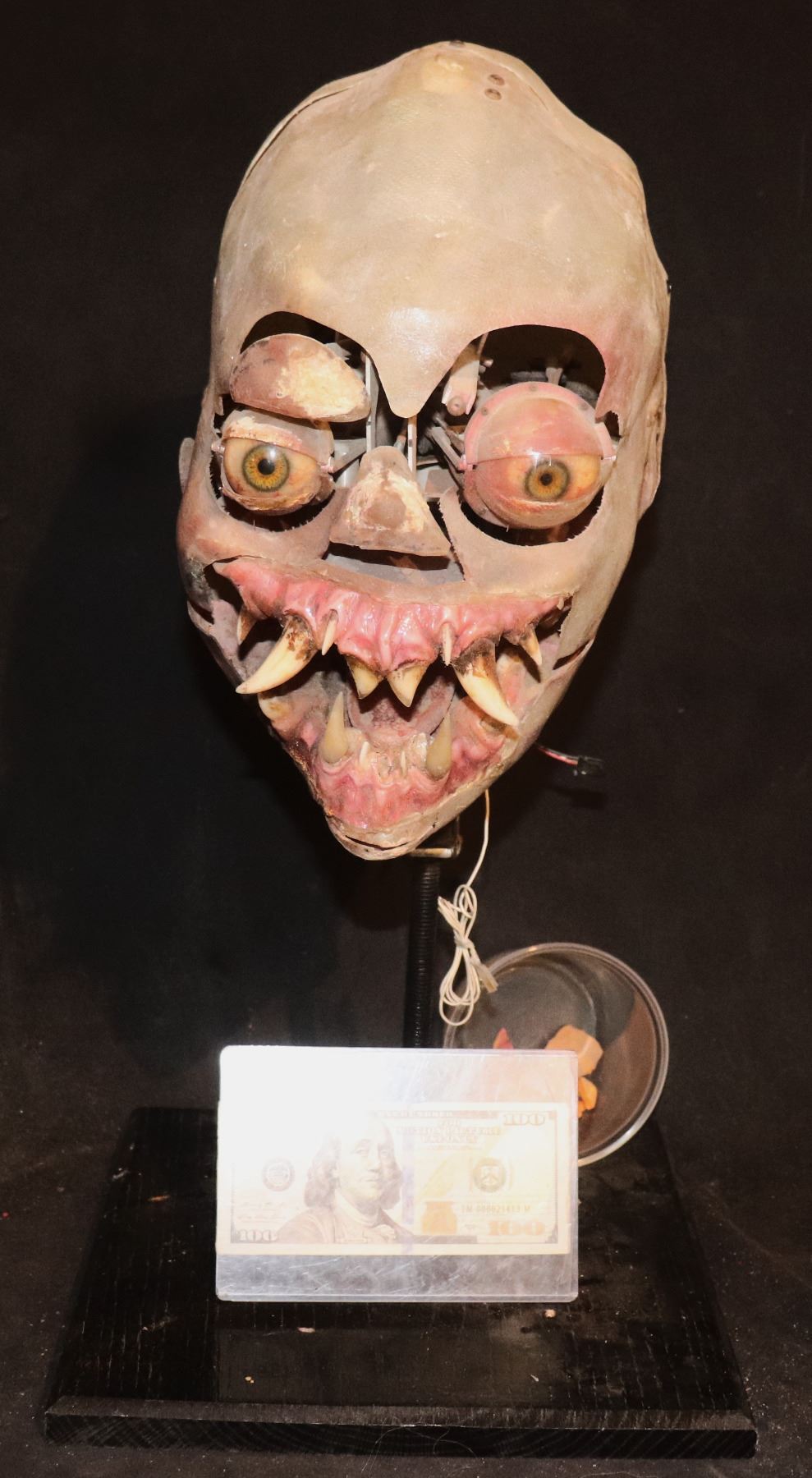 FROM DUSK TIL DAWN MOUTH BITCH ANIMATRONIC VAMPIRE HEAD