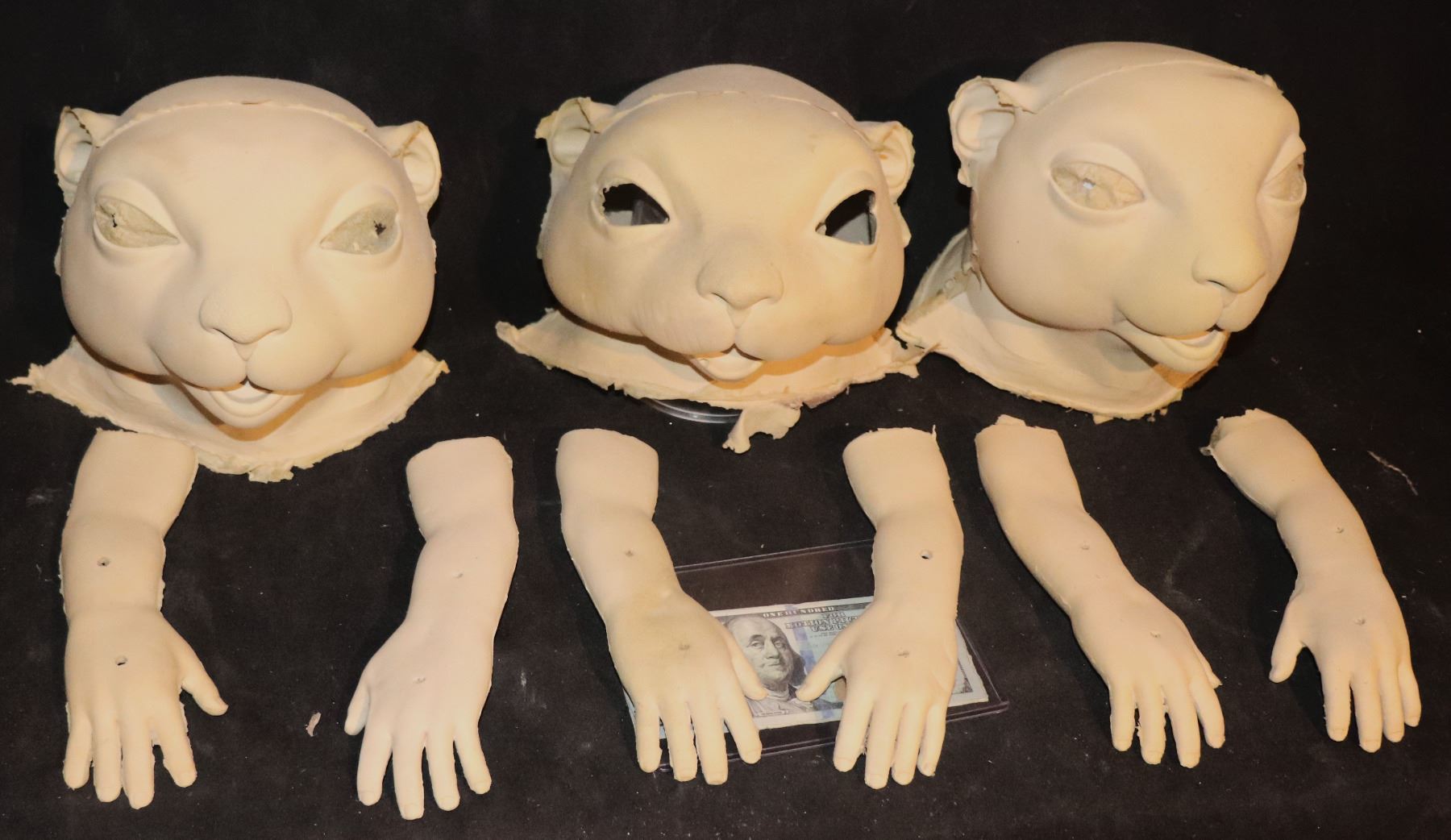 SWEET TOOTH BOBBY THE GOPHER HERO PUPPET HEADS AND ARMS A