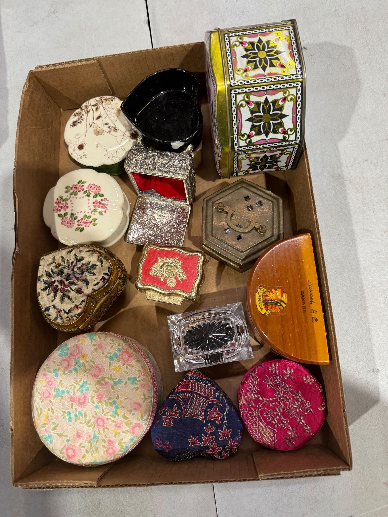 Trinket boxes