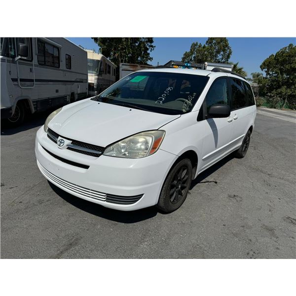 2005 Toyota Sienna