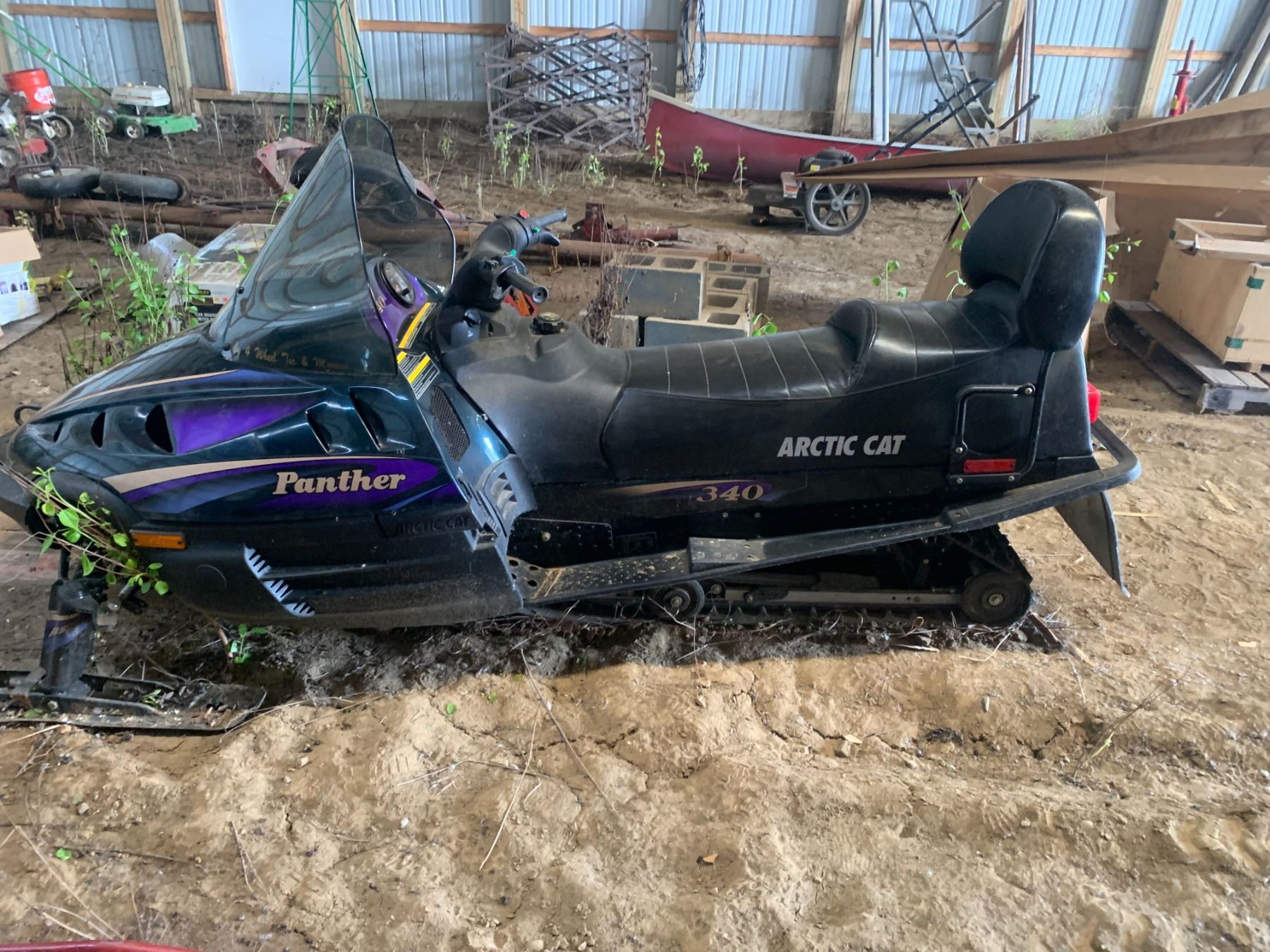 Arctic Cat 340 Skidoo Panther, showing 806 km, SN. 9814965