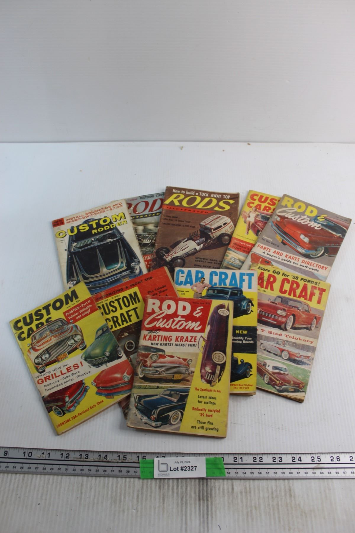 (10) Assorted Car and Hot Rod Magazines - Bodnarus Auctioneering