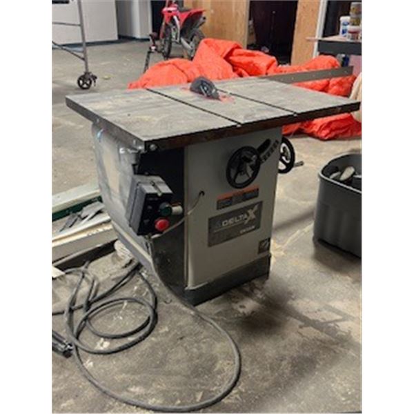 Delta table saw
