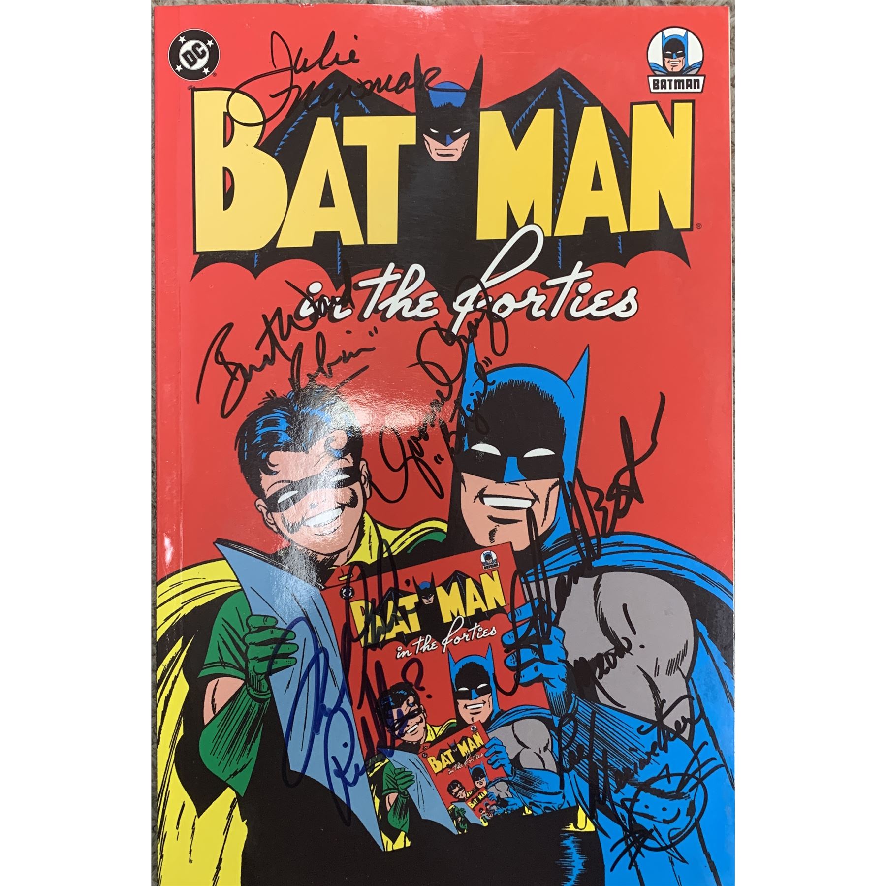 Batman signed comic