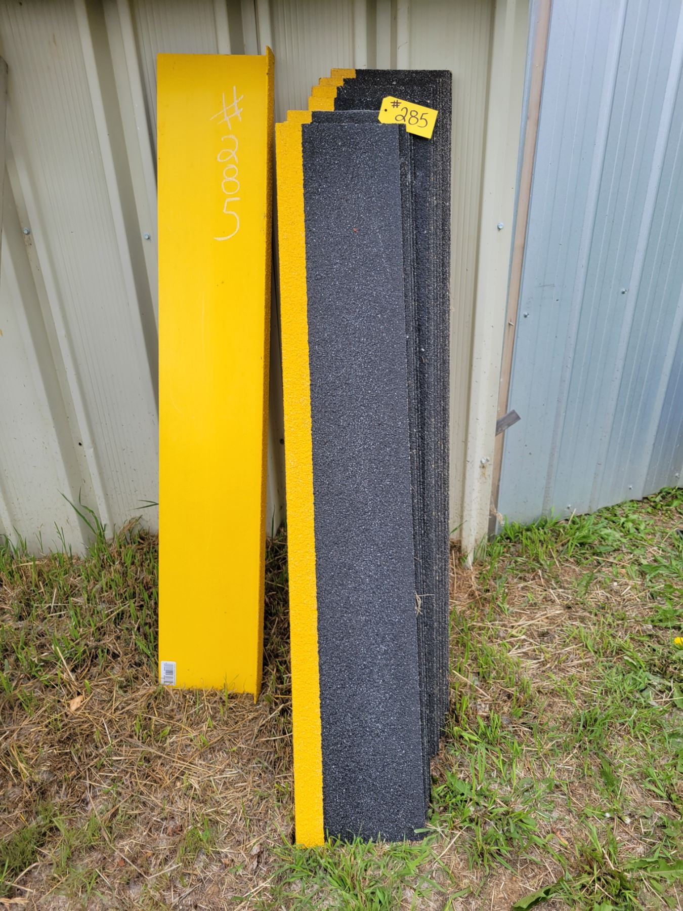 Yellow fibreglass with asphalt panels