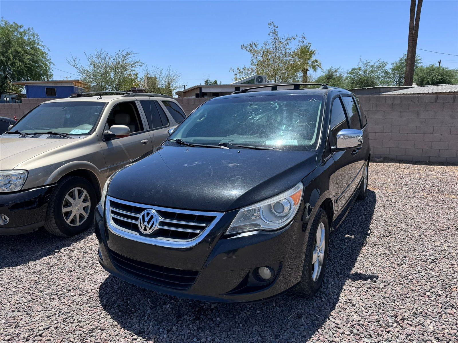2009 VOLKSWAGEN ROUTAN