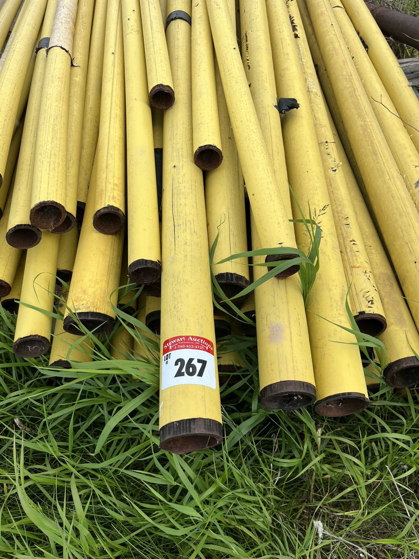 Yellow Jacket Pipe, 2.5in and 3.5in. Approx 10ft lengths