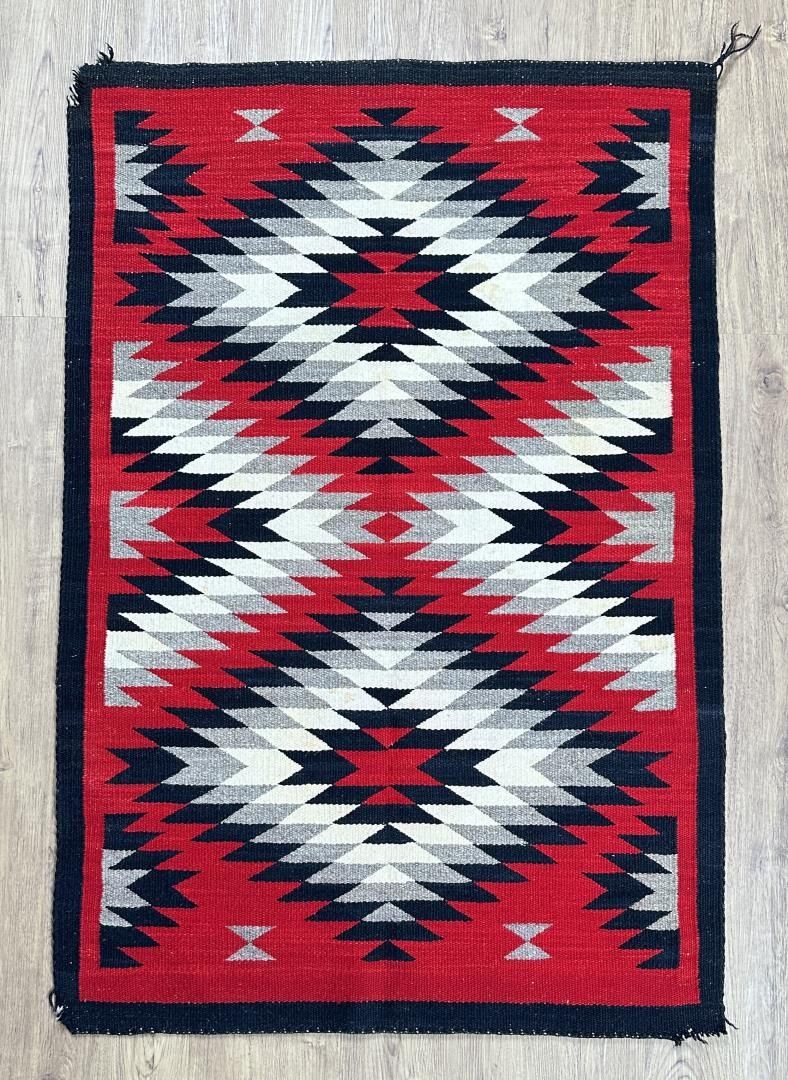Navajo Indian Ganado Eye Dazzler Blanket Rug
