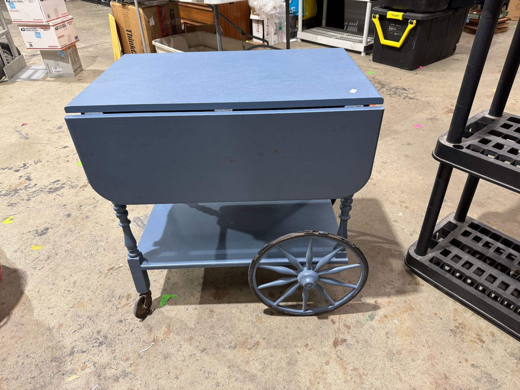 Tea cart
