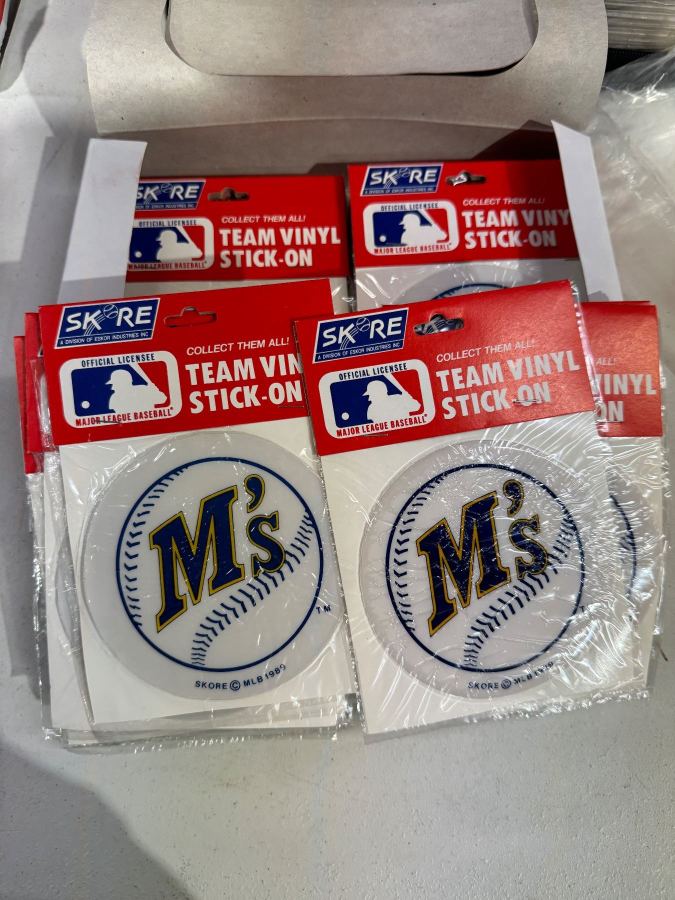 Major-league baseball team vinyl stick on