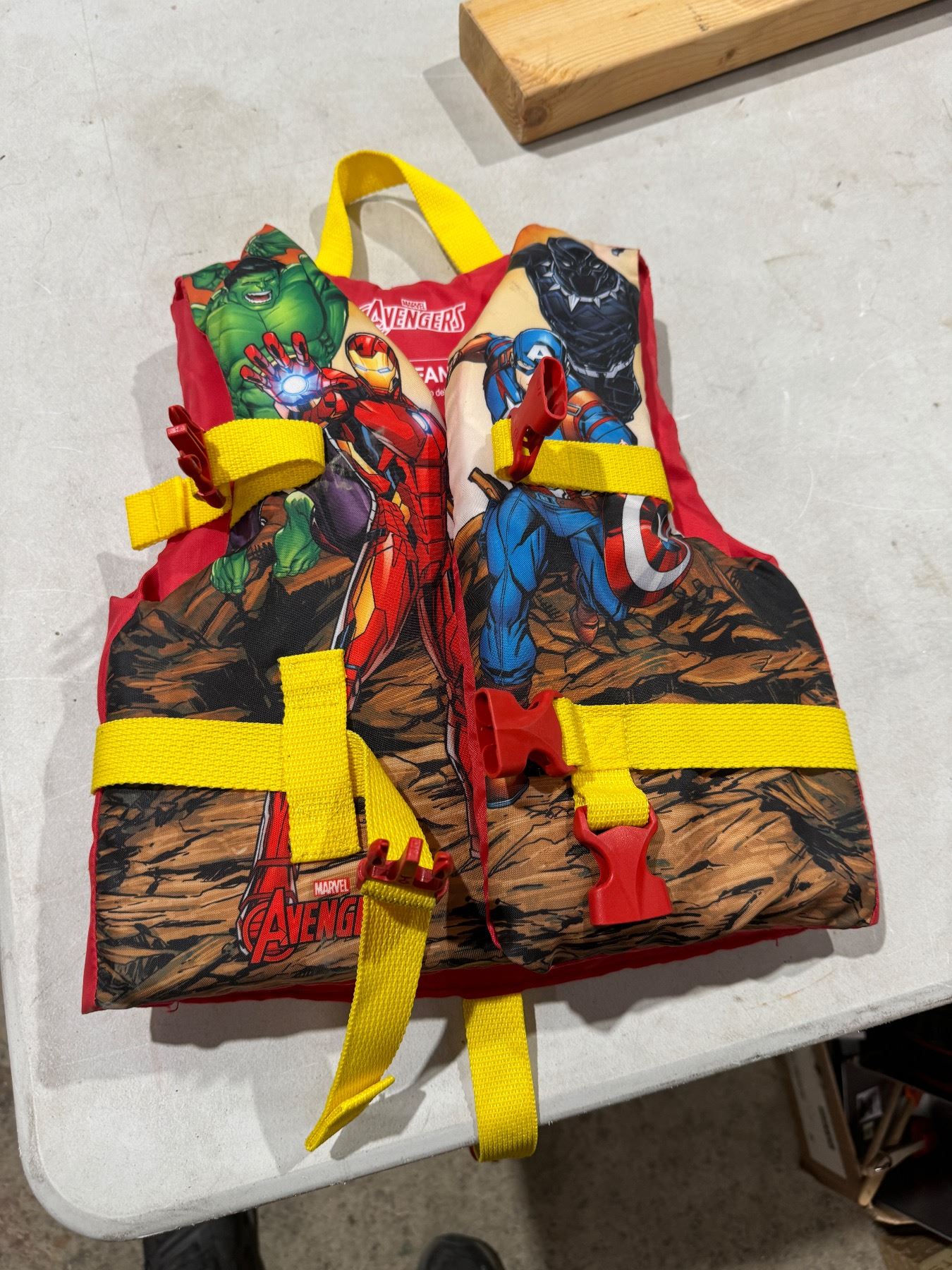 Child, life jacket
