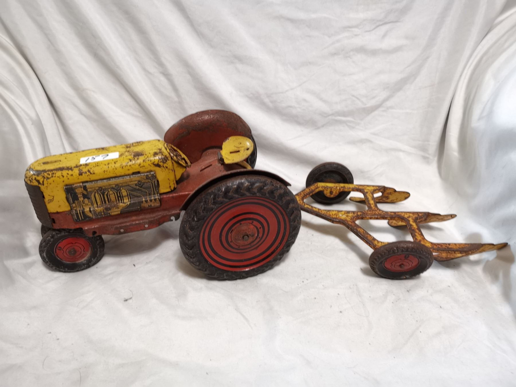 Vintage Marx pressed steel tractor 11" plow + 11" tractor - Schmalz ...