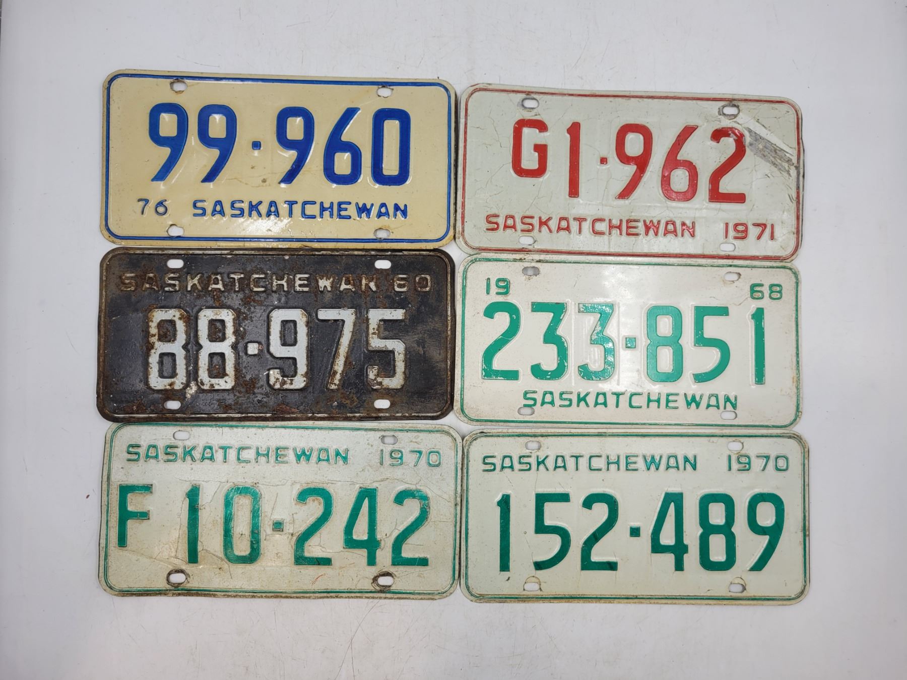 Vintage Saskatchewan License Plates