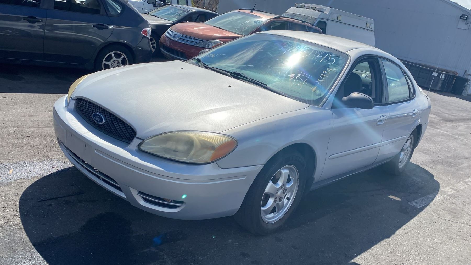 2005 Ford Taurus