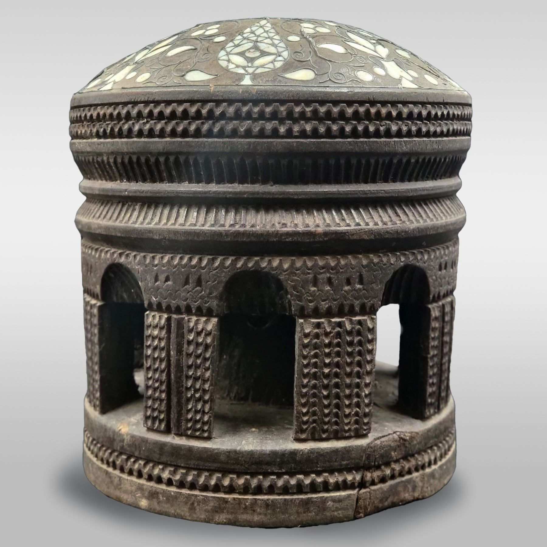 Antique Bedouin Wood Carved Mihbaj / Mortar Coffee Grinder
