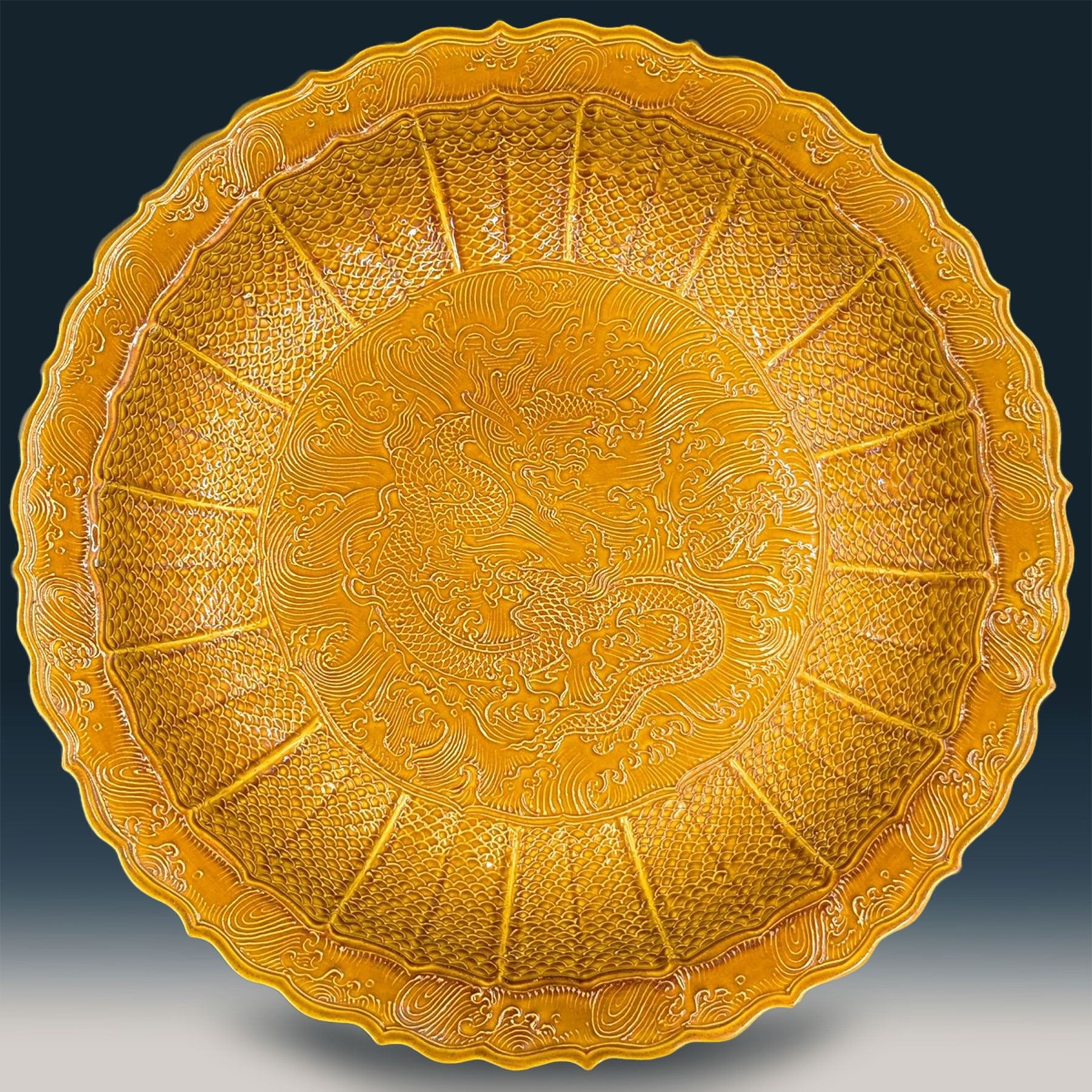 Large Chinese Imperial Yellow Glazed Porcelain Five-Clawed Dragon ...