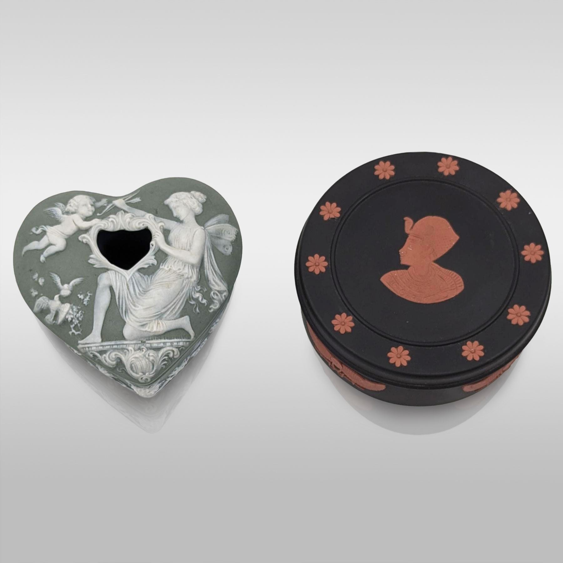 Wedgwood Black Basalt Box With Egyptian Motif And Green Jasperware ...