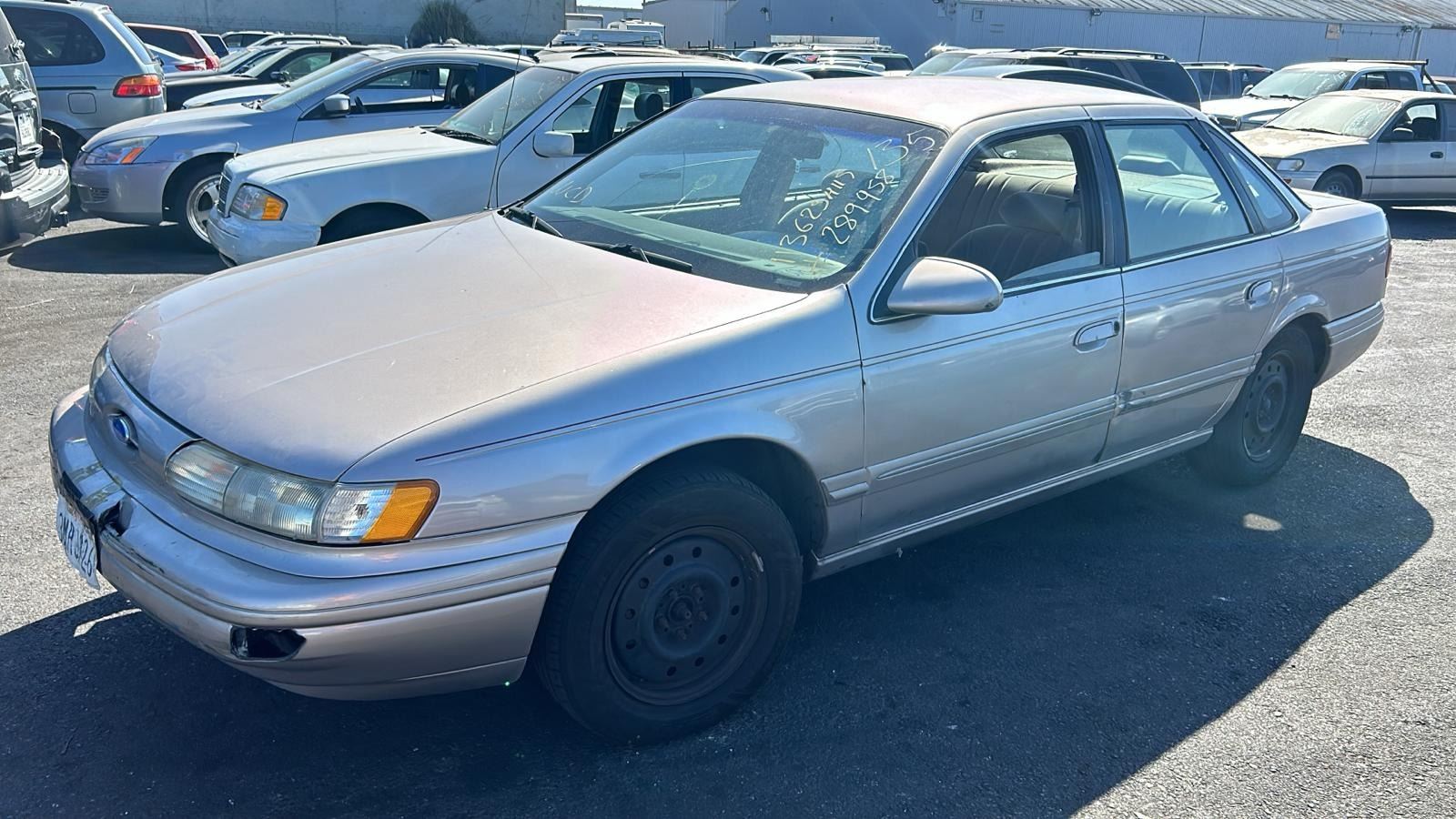1995 Ford Taurus