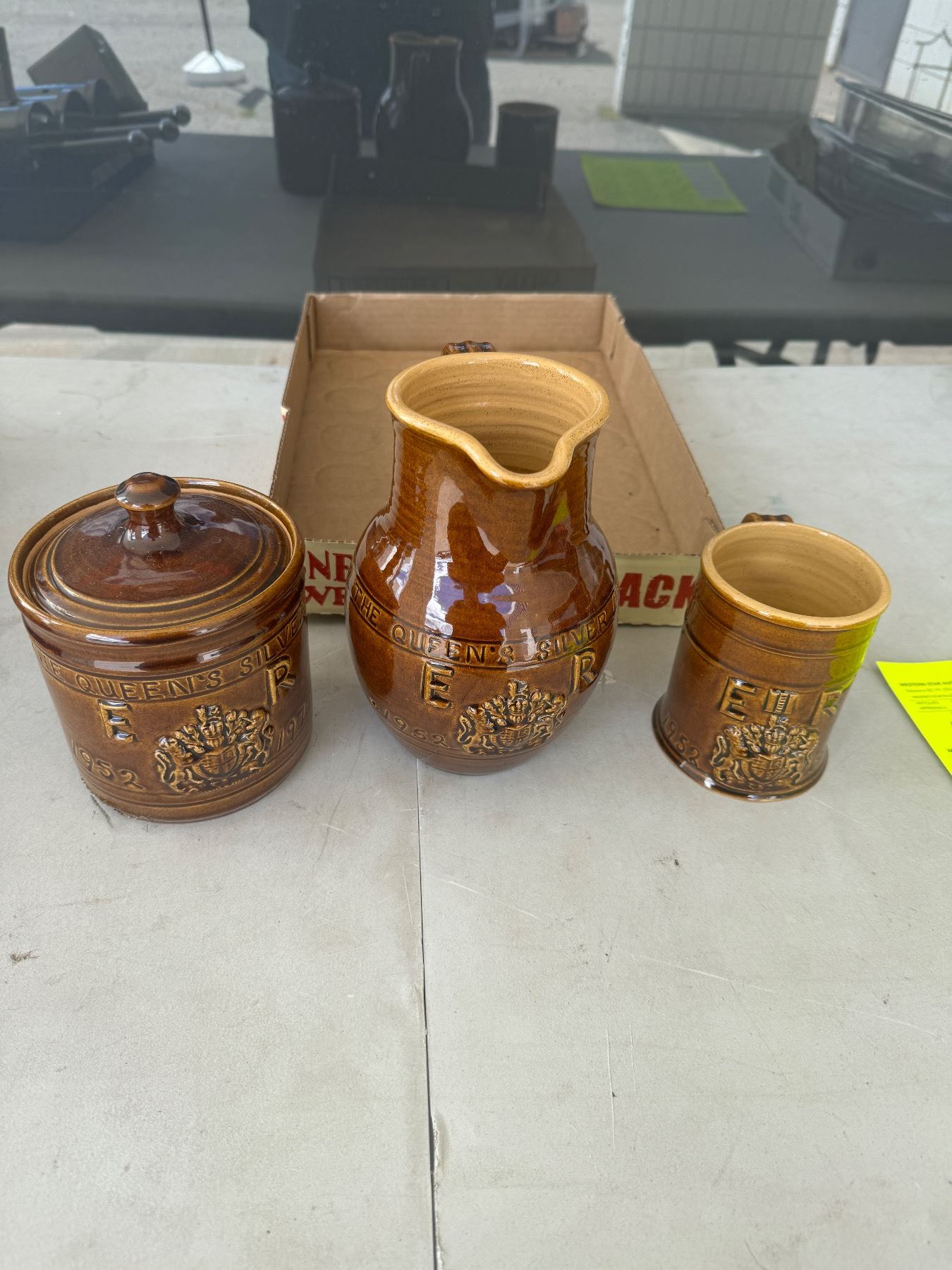 Queen's Silver Jubilee pottery