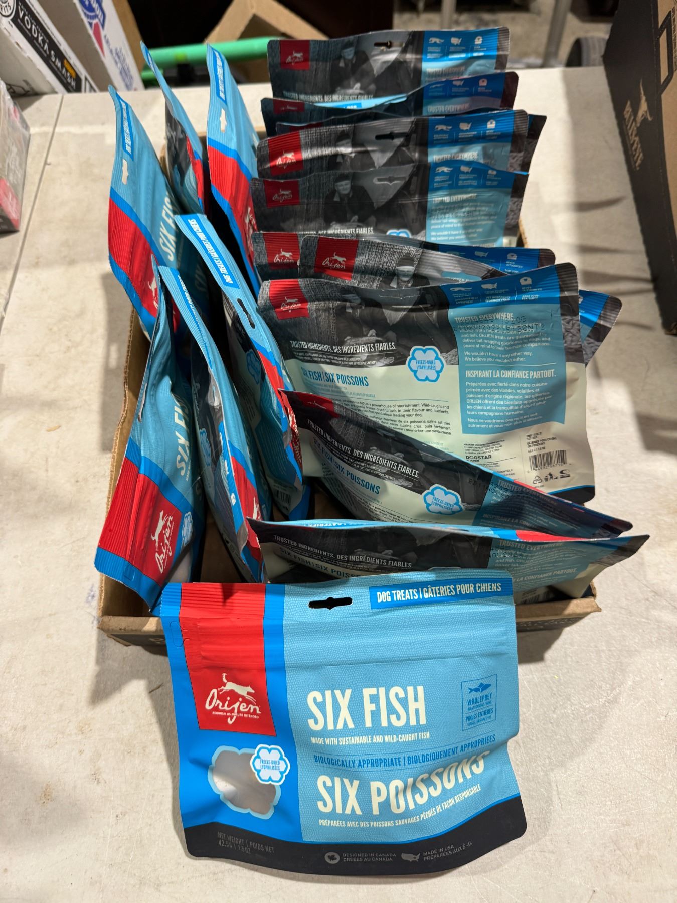 Six fish pet treats