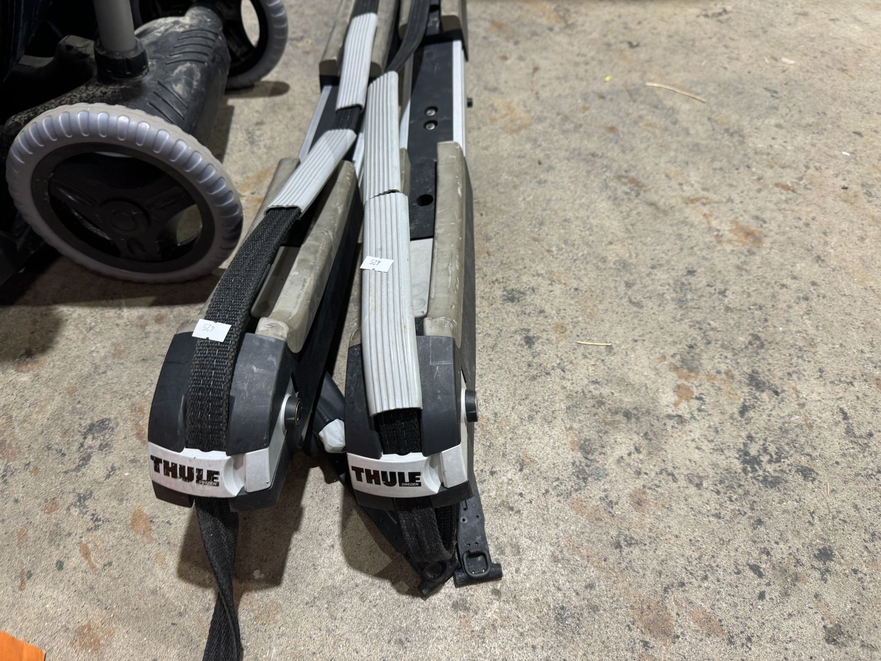 Thule stand up paddleboard roof racks
