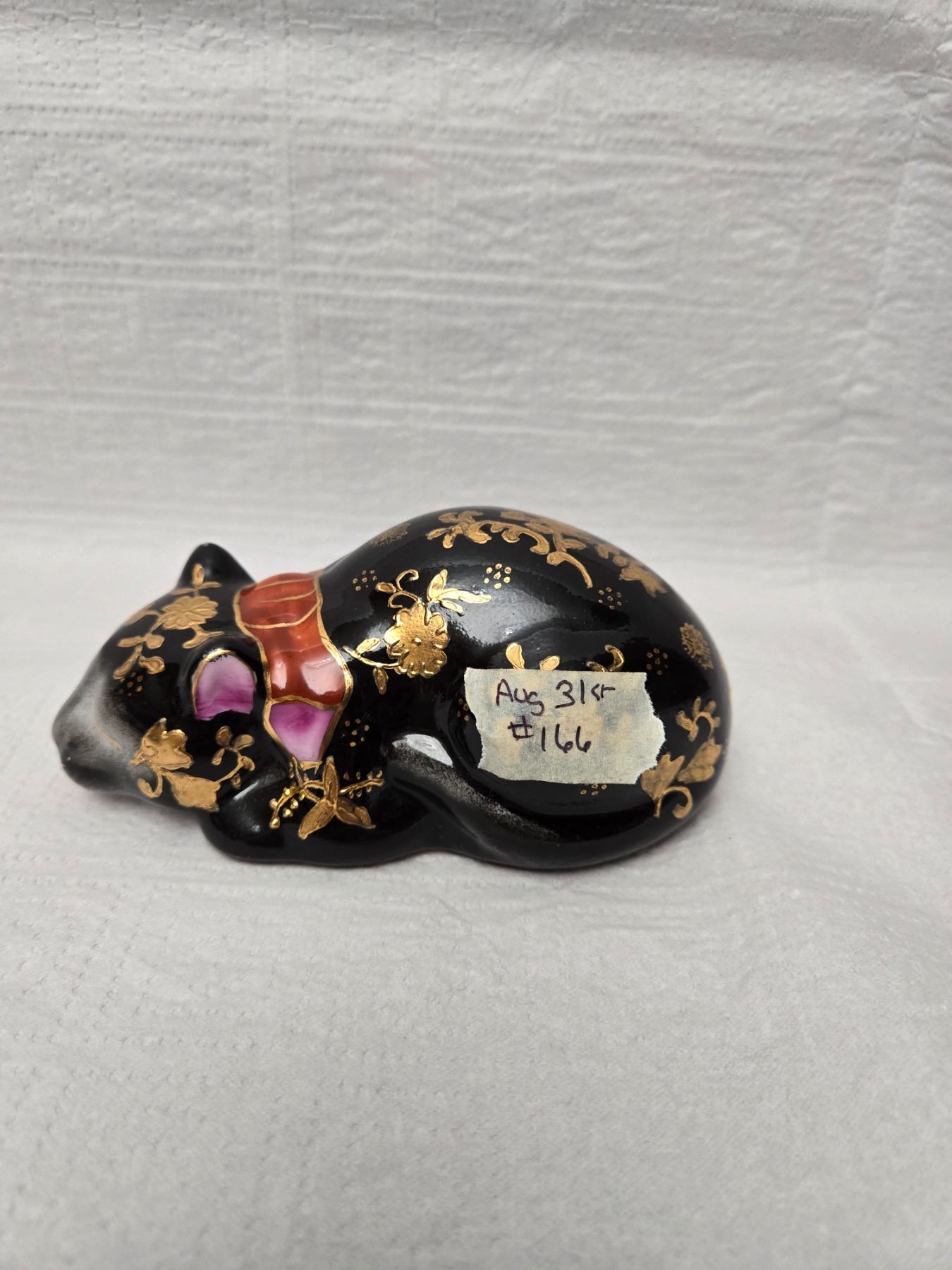 Vintage Satsuma Porcelain Cat Figurine Made in China - Schmalz Auctions