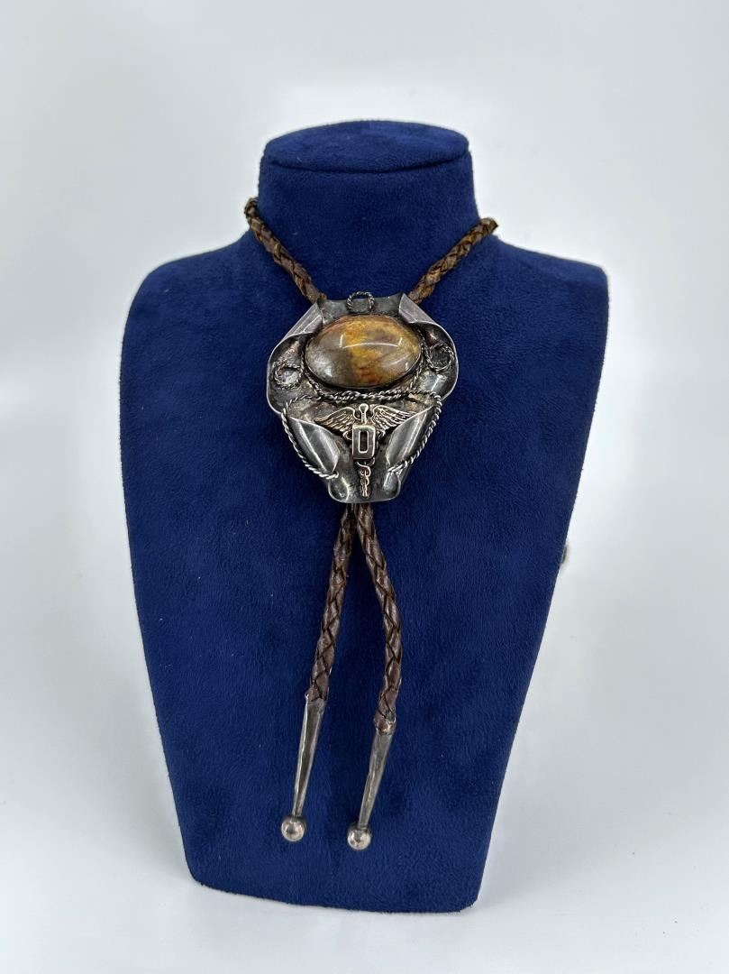 Navajo Sterling Presentation Bolo Tie Army Dentist