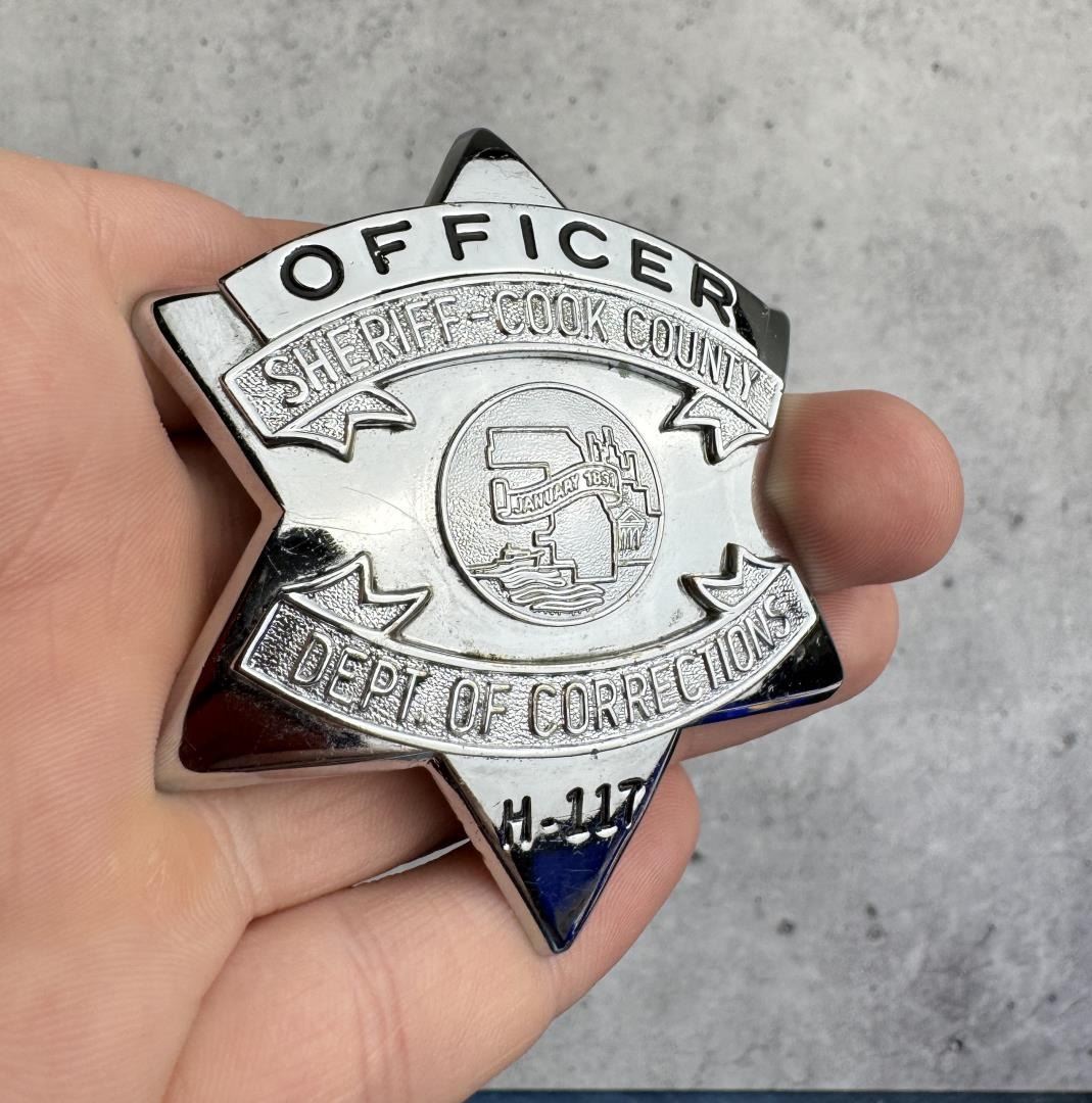 Cook County Illinois Corrections Officer Badge