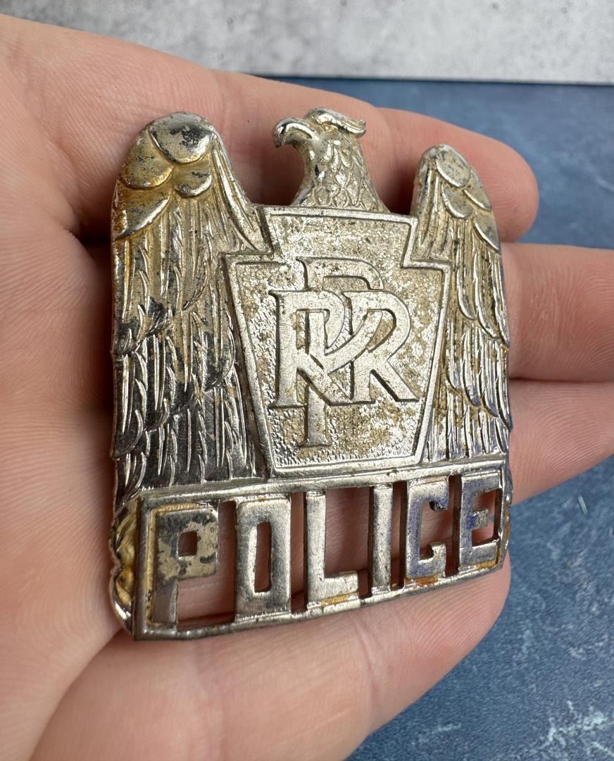 Pennsylvania Railroad Police Hat Badge