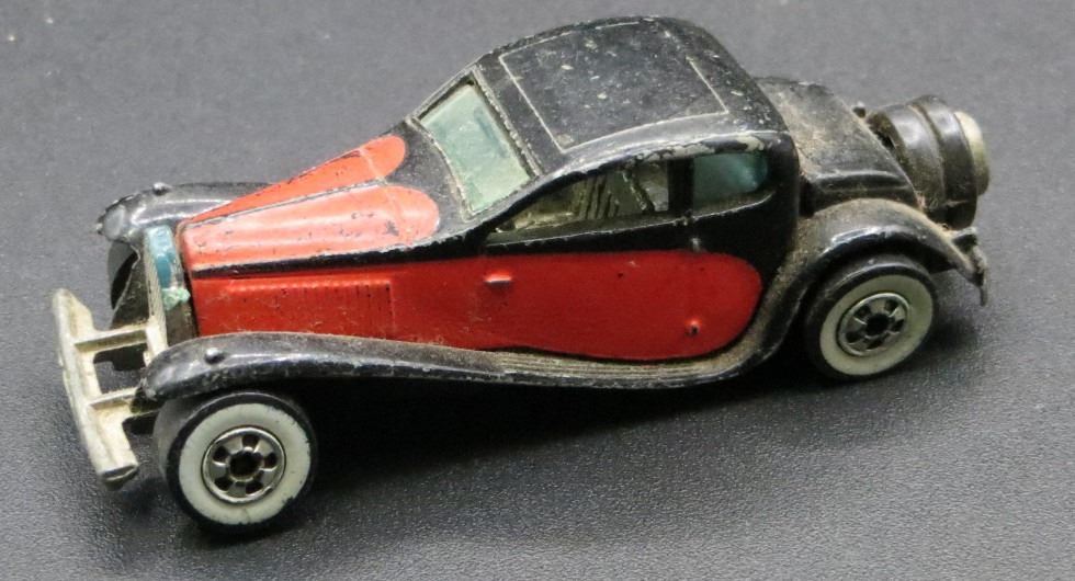 1980 Hot Wheels '37 Bugatti 1:64 Scale Die-cast Car