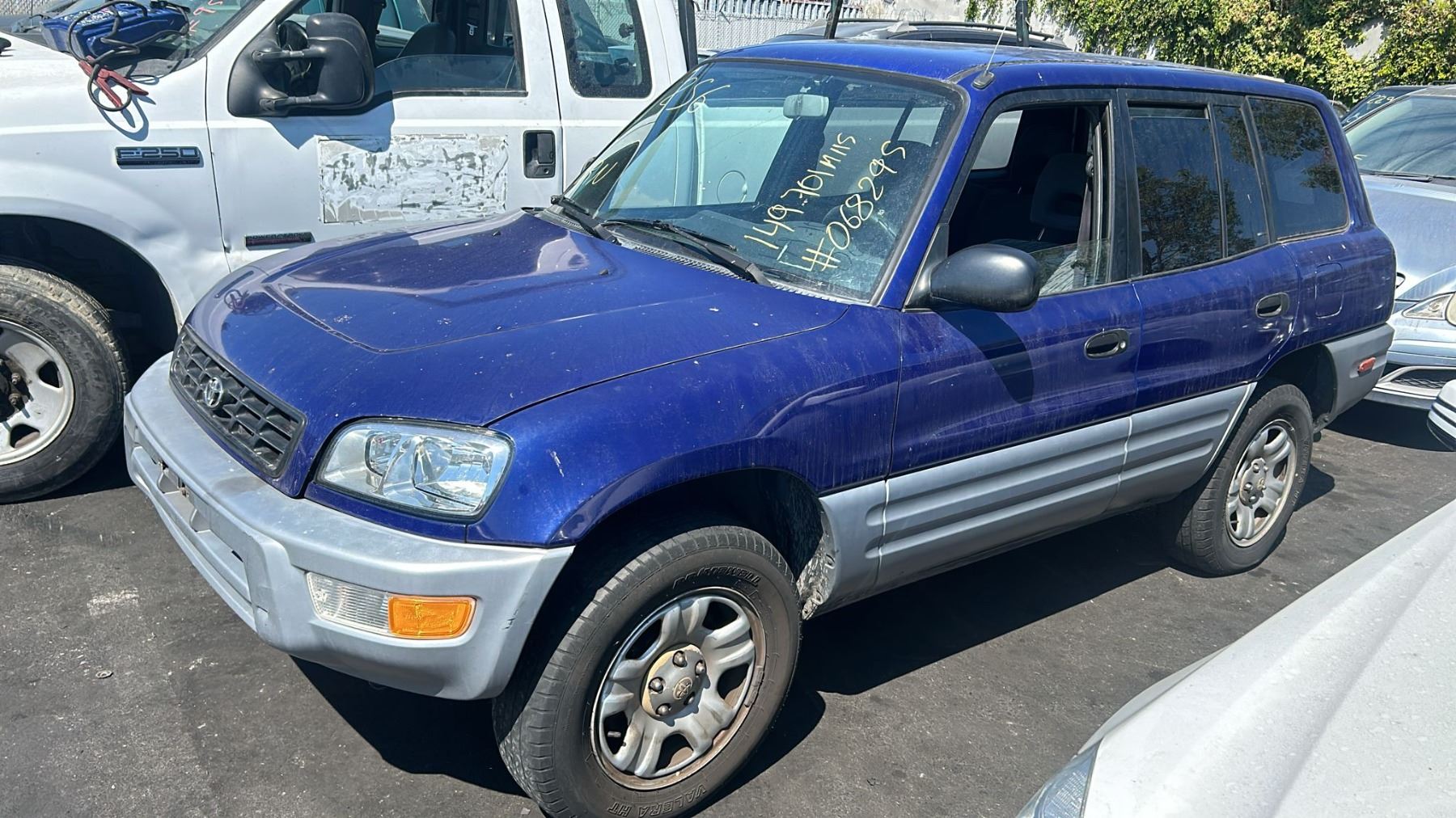 2000 Toyota RAV4