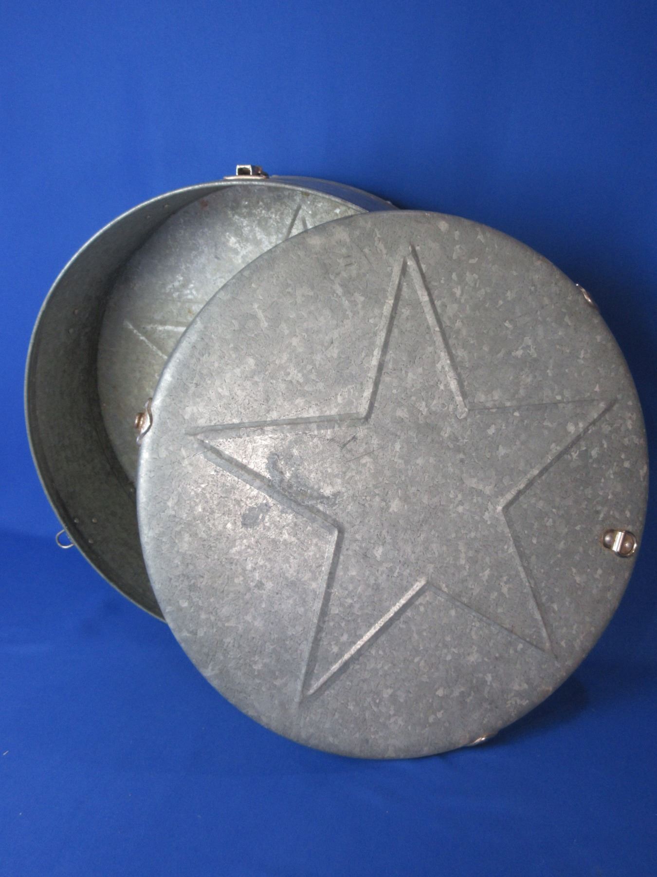 Vintage Rope Can With Star- 18"