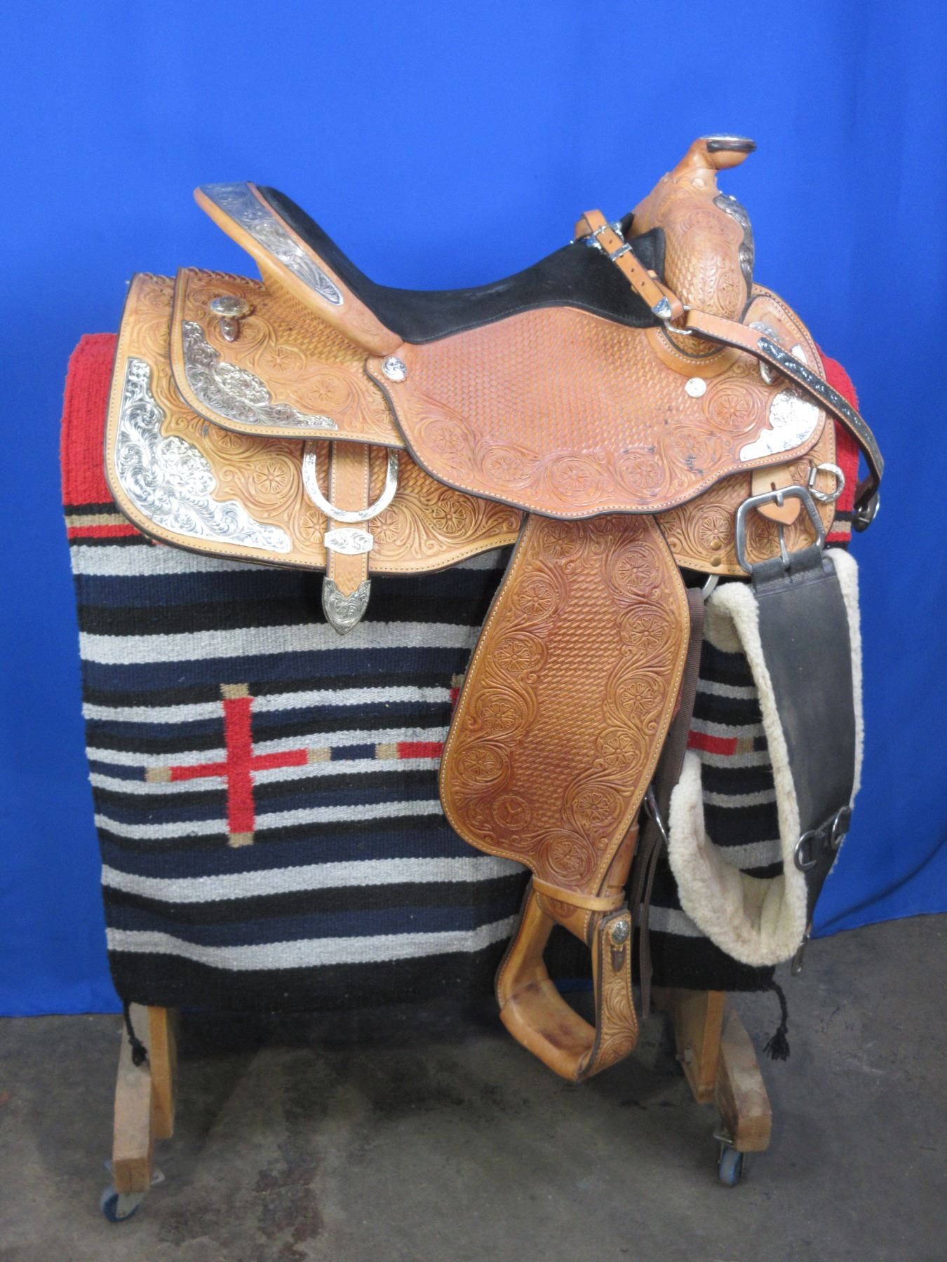 Circle Y 16" Padded Seat Show Saddle- Carved And Stamped- Lots Of ...