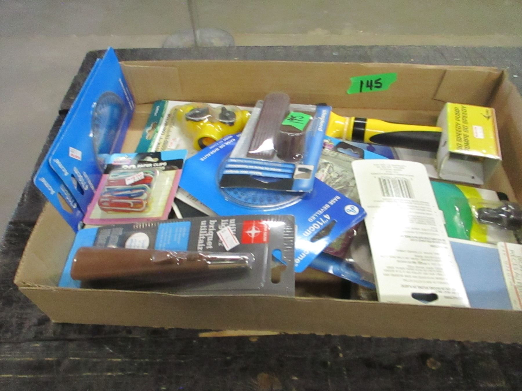 FLAT C/W HOUSEWARES, ETC