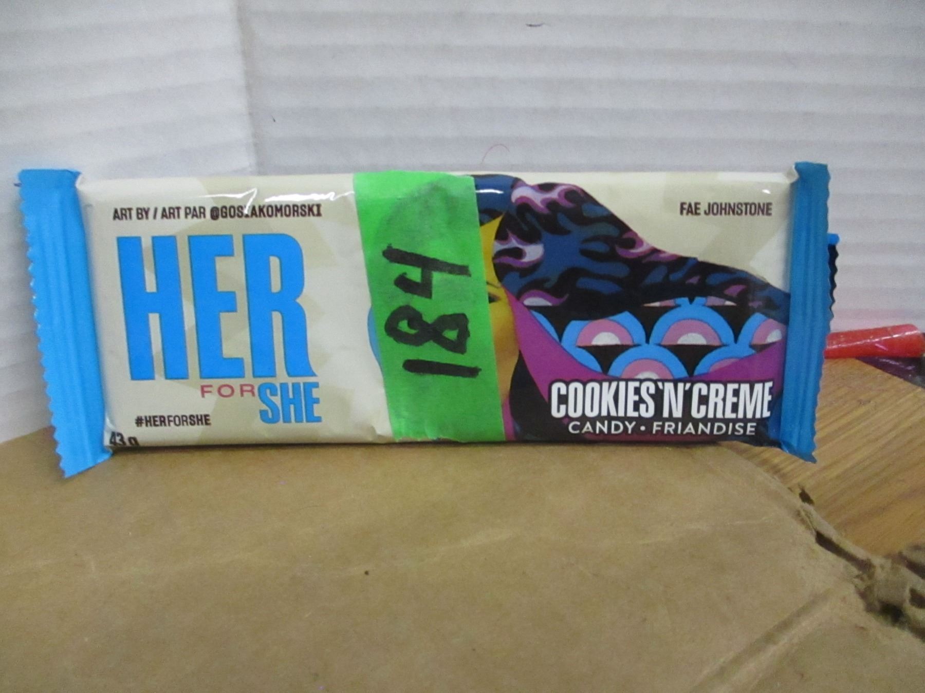 SHELF PULLS (AS IS): HER FOR SHE COOKIE & CREAM BAR (43G)