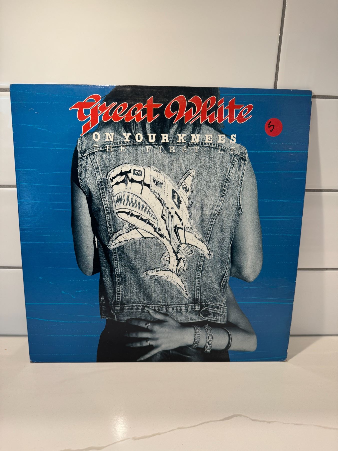 Great white on your knees, the first LP record