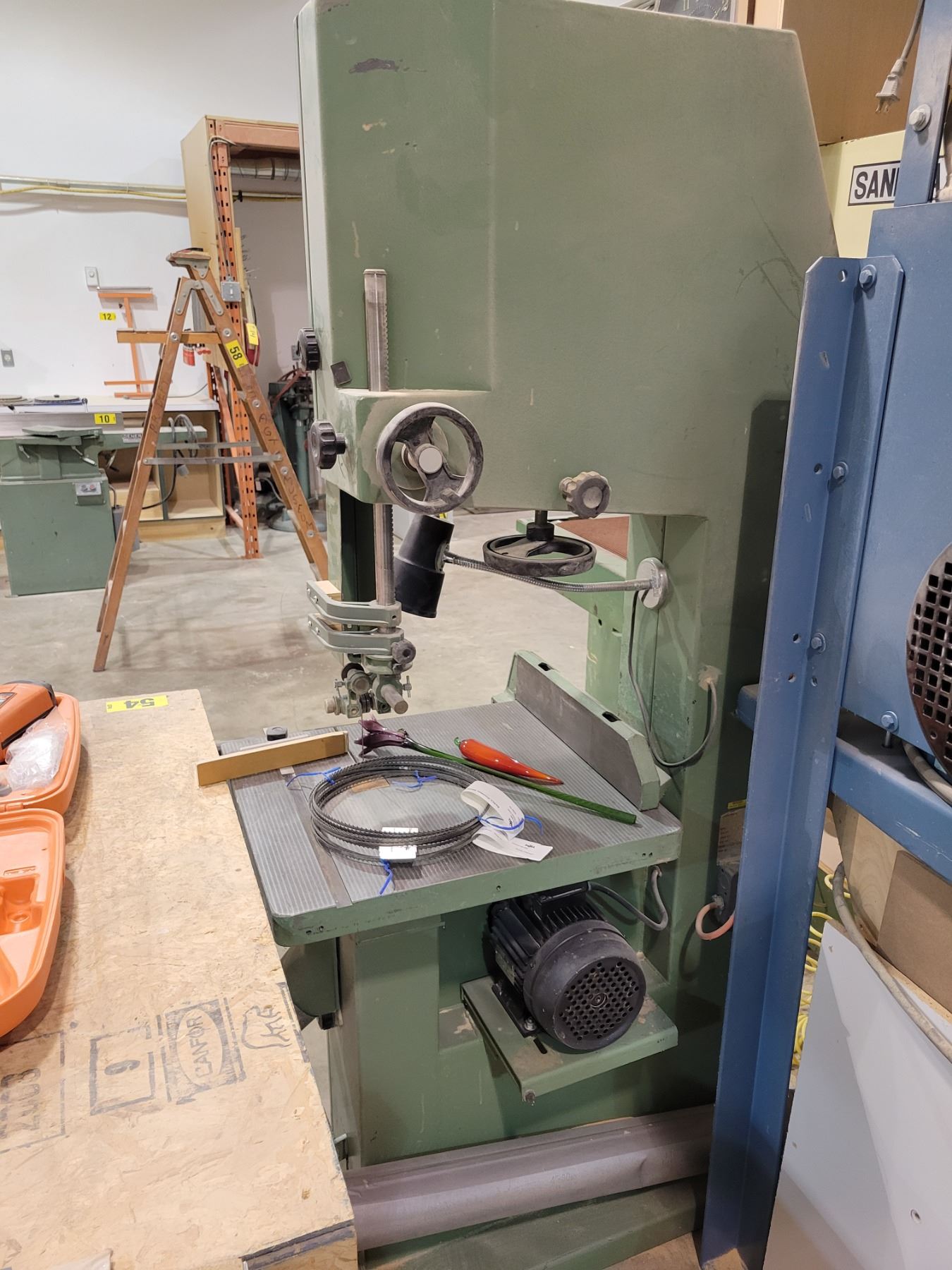 Meber SR500 Bandsaw, 3phase, 3HP, 20"throat, new blade,155", 3 extra ...