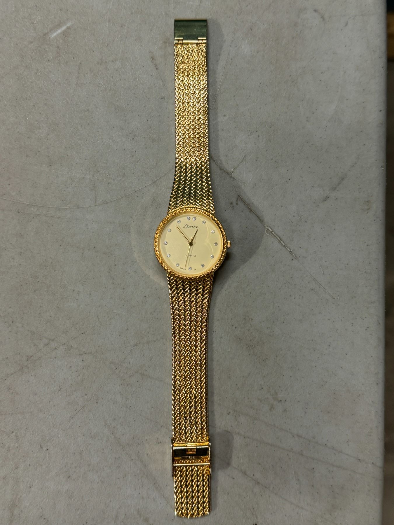 Quarts Swiss Pierre, Watch stamp 14 K
