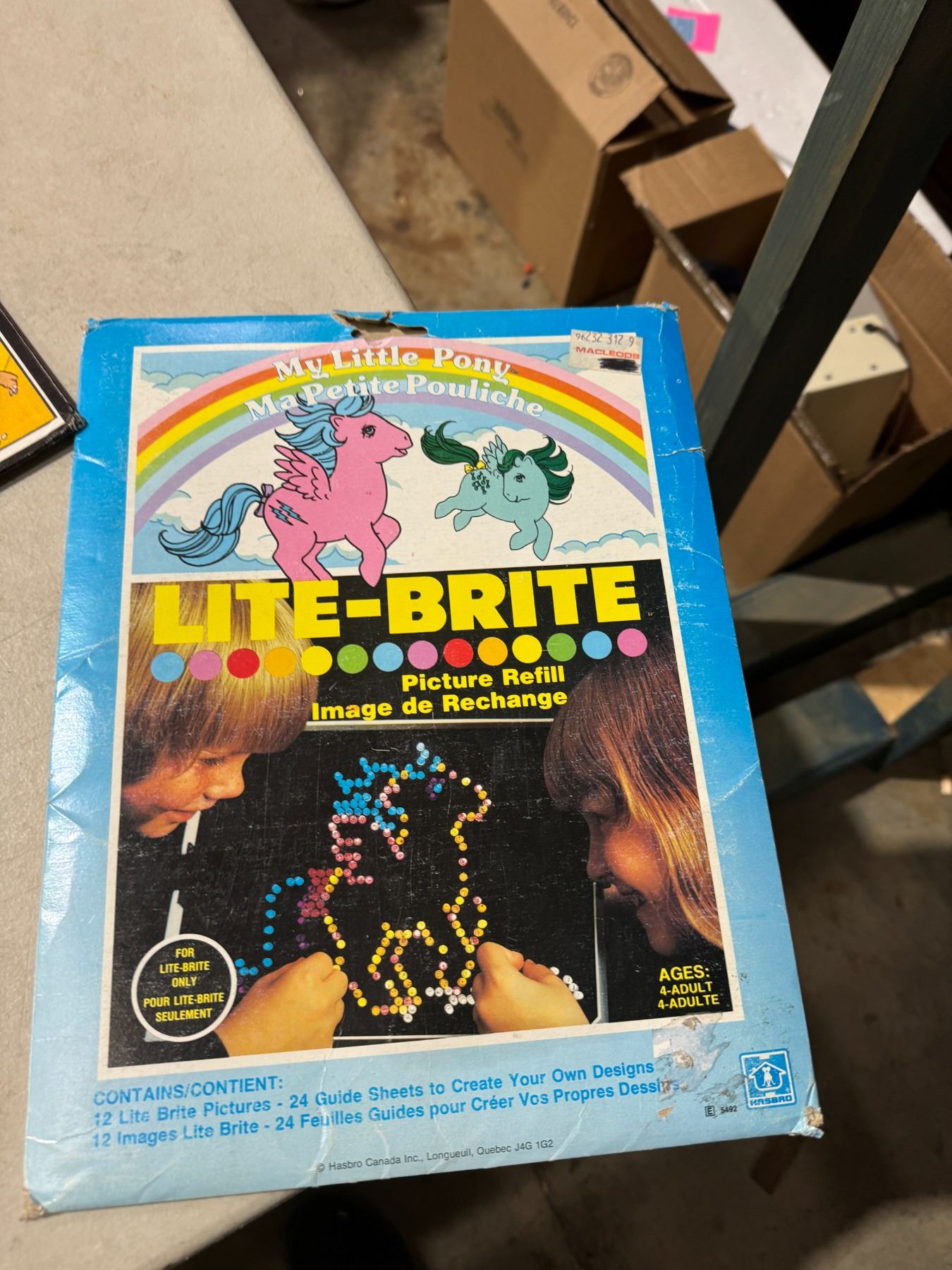 Lite brite picture, refills sheets